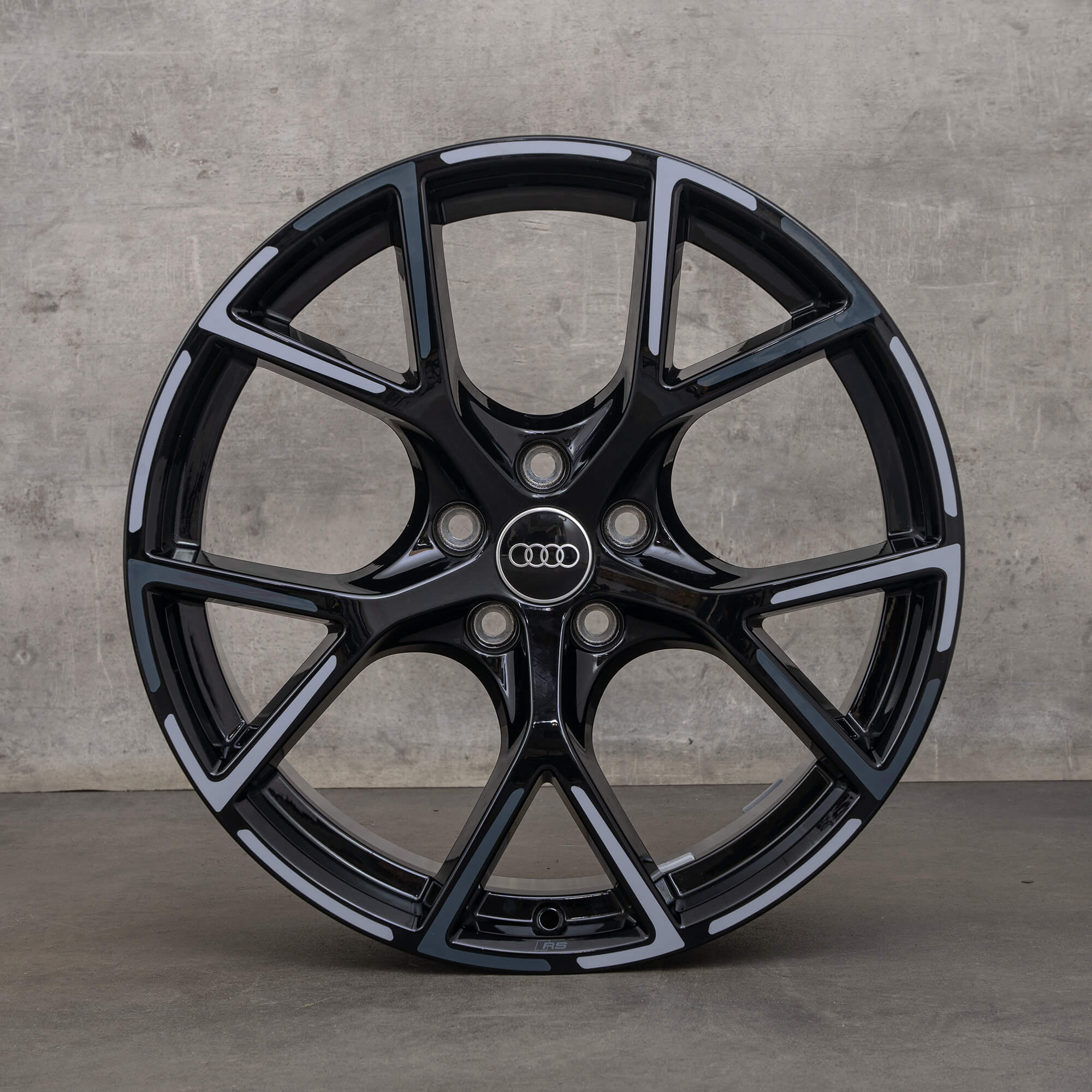 Audi RS3 8Y 19 inch rims 8Y0601025BR 8Y0601025BQ