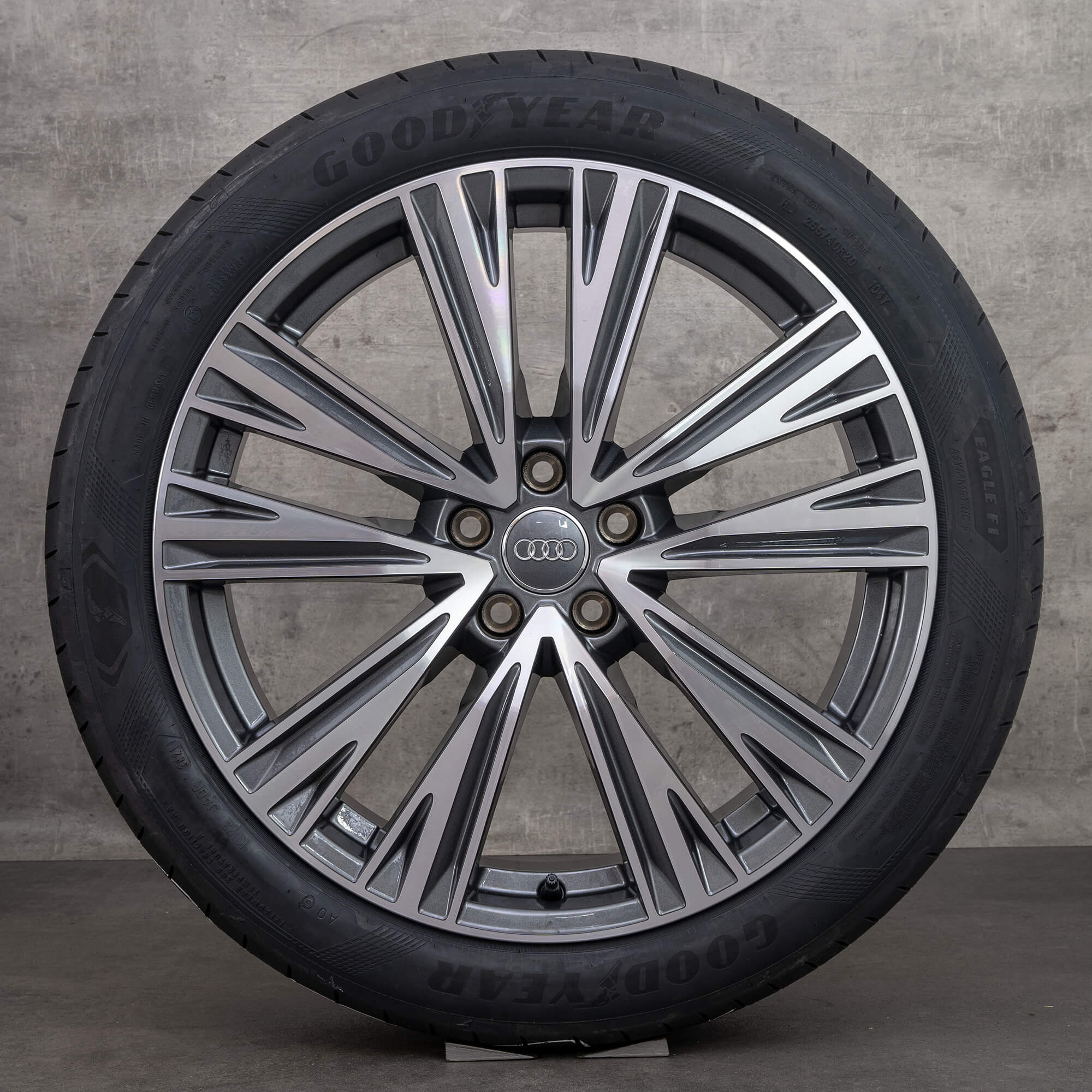 Audi A6 S6 4K C8 summer wheels 20 inch rims tires 4K0601025EG New