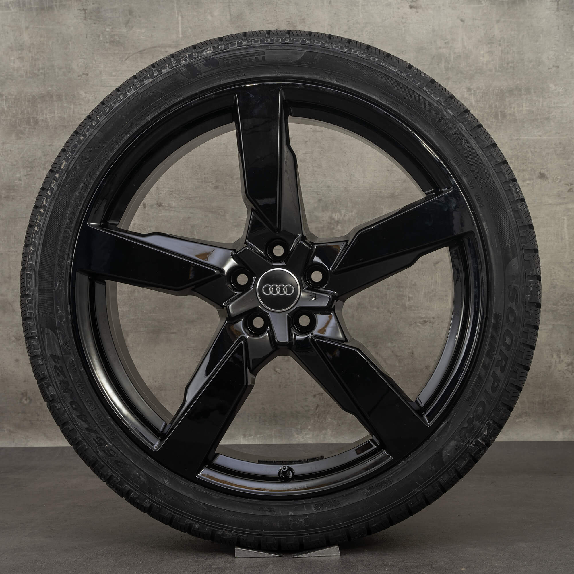 Audi 21 tums fälgar Q5 SQ5 FY alloyfälgar vinterdäck vinterhjul 80A601025AR