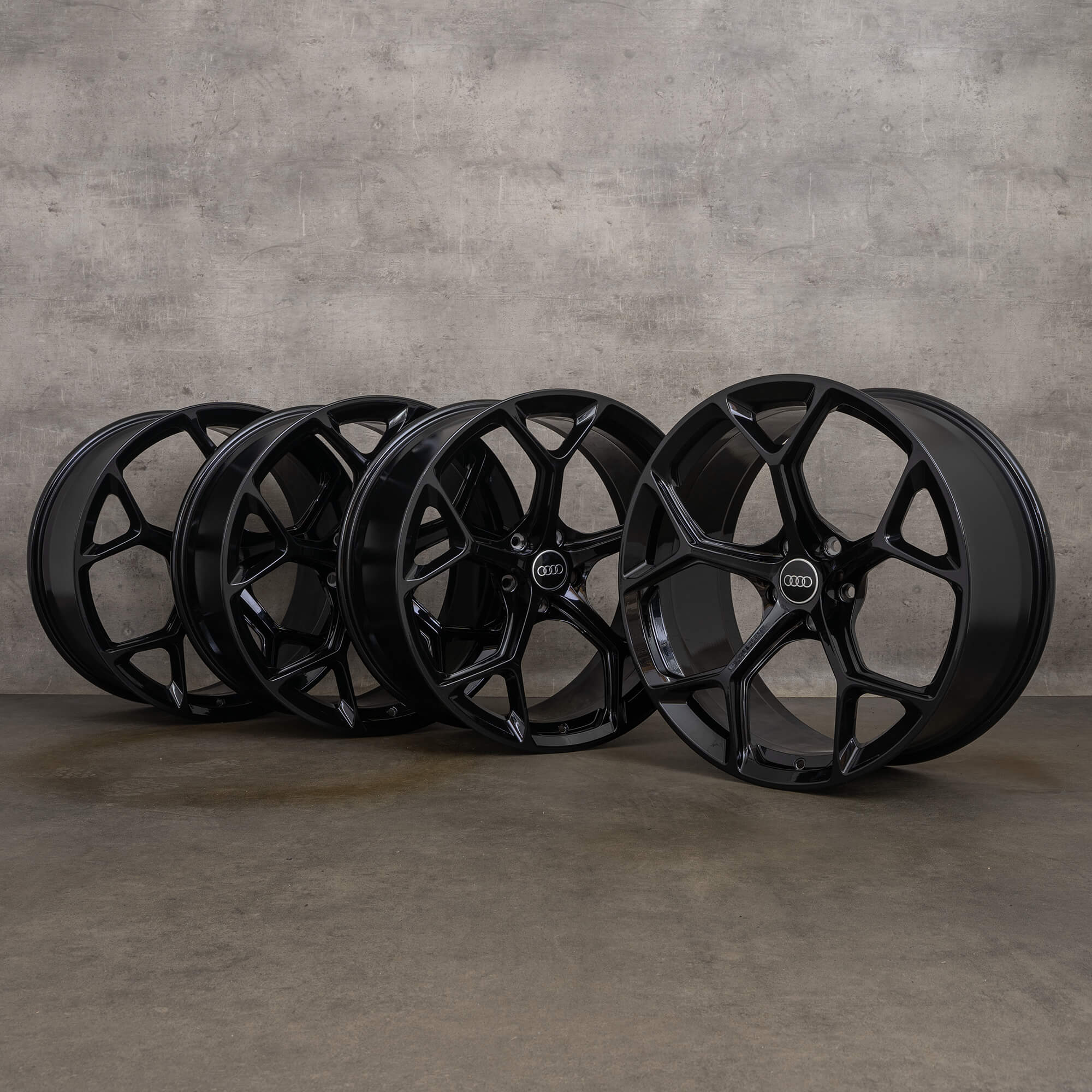 OEM Audi RS4 B9 8W RS5 F5 20 inch rims 8W0601025GJ black high gloss