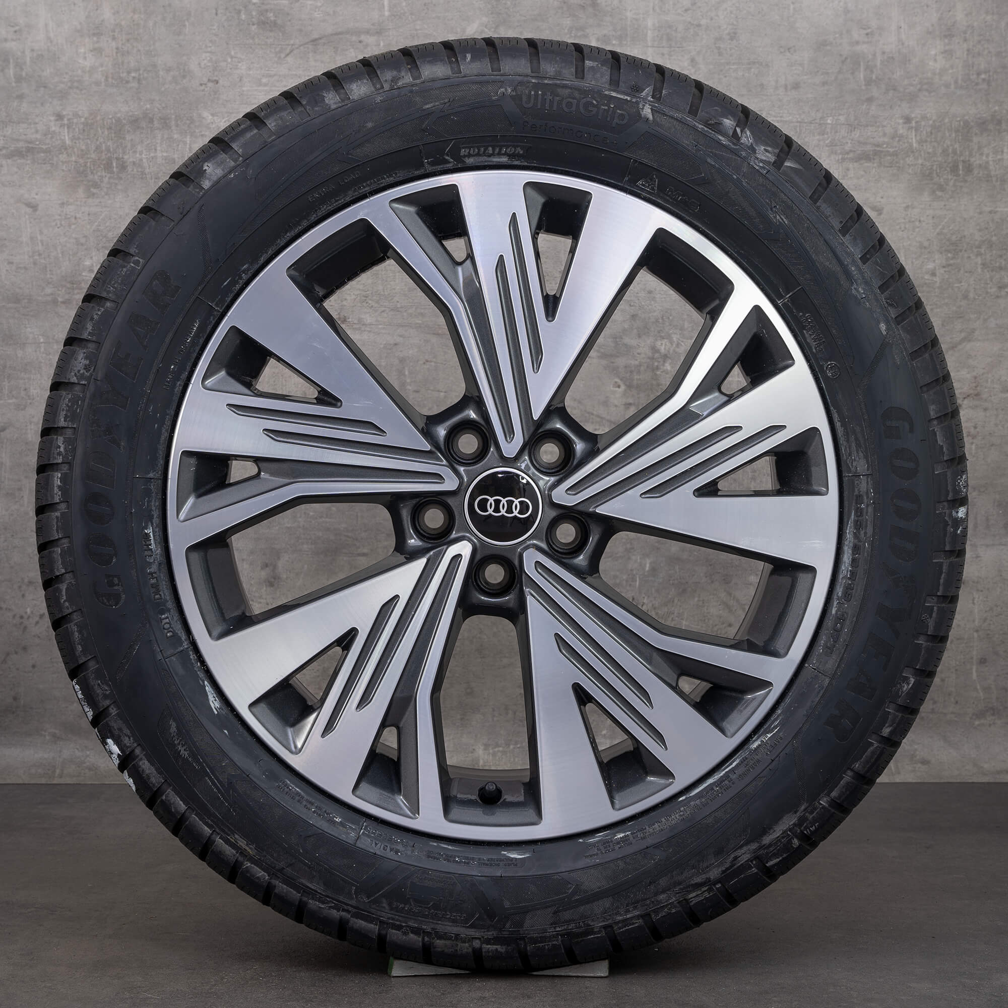 Audi 19 tommers felger Q4 e-tron Aero vinterdekk vinterhjul 89A601025C ...