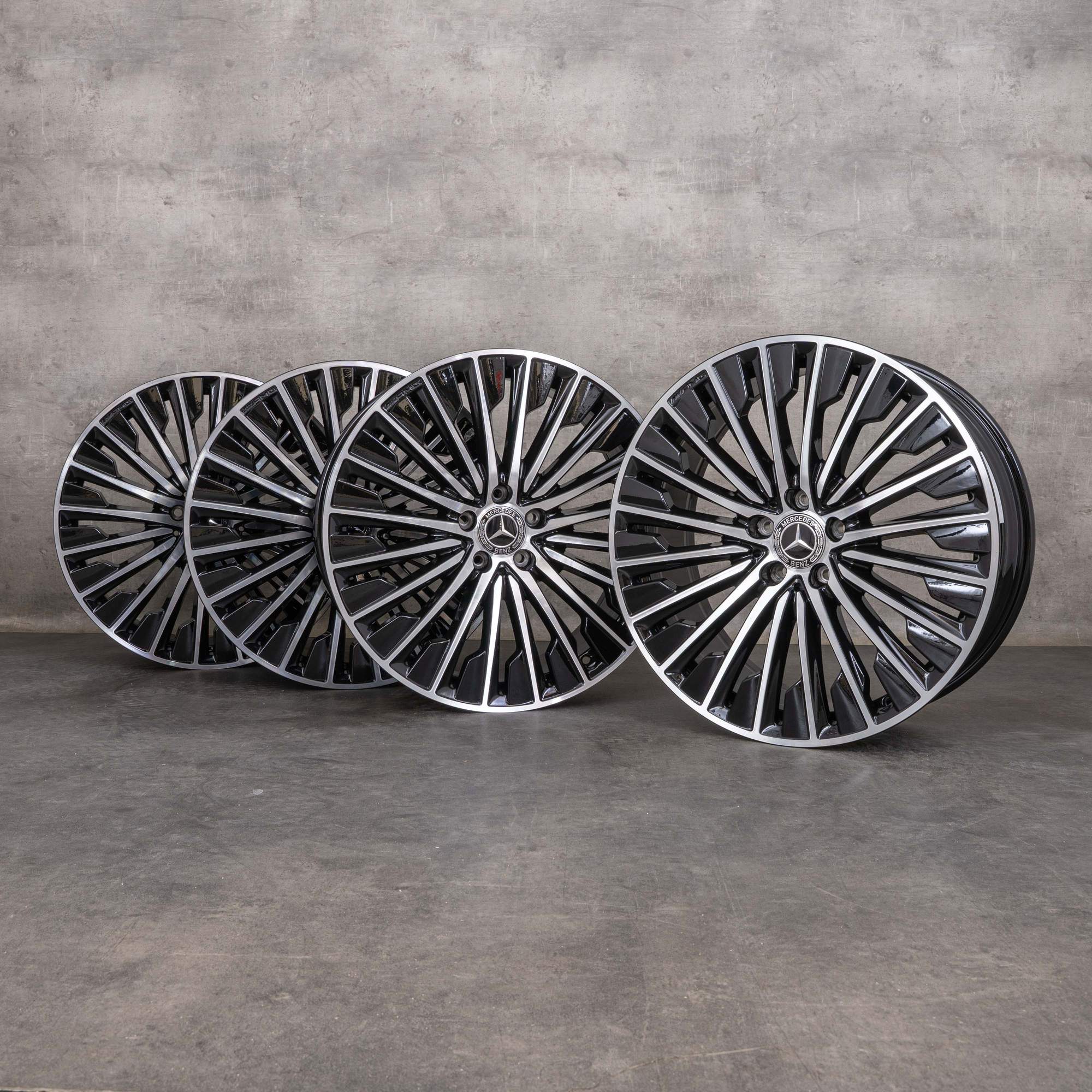Oem Mercedes Benz Classe E AMG Jantes 20 pouces W214 S214 A2144010500 ...