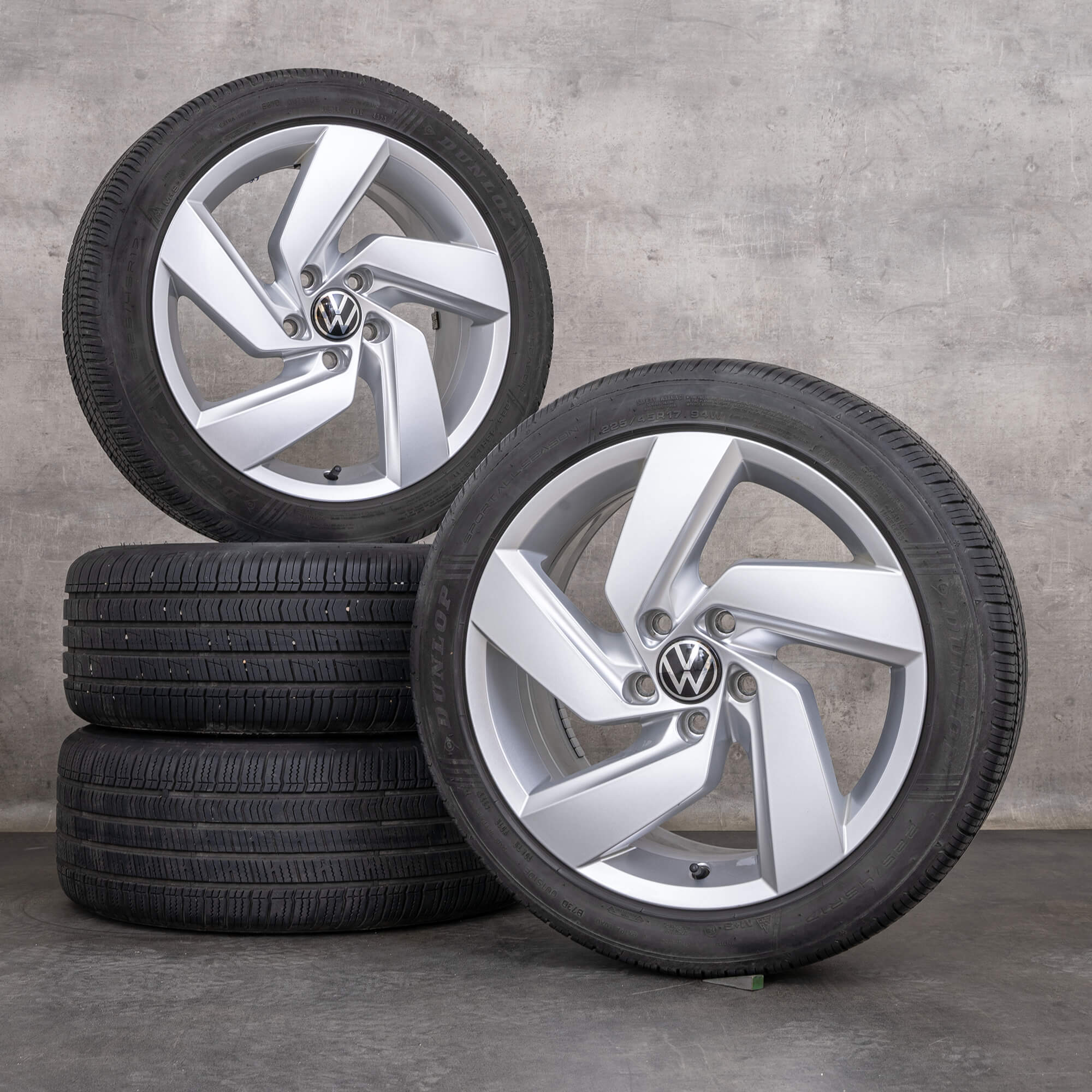 Original Volkswagen Golf 8 Felgen 17 Zoll Allwetterreifen 5H0601025E ...