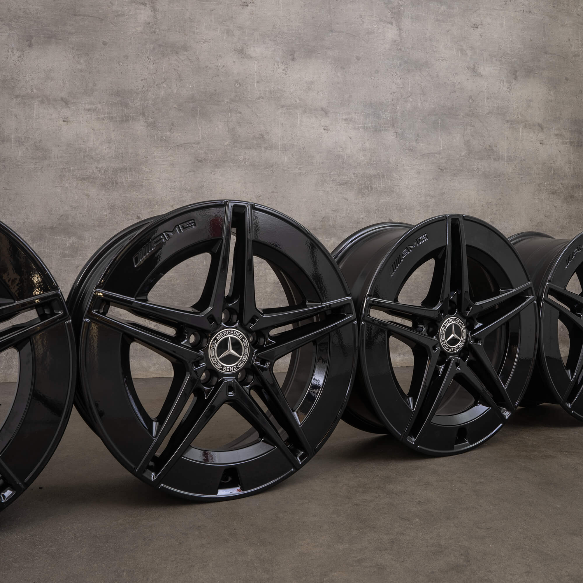 Original AMG Mercedes W206 S206 C300e C400e 18 inch rims A2064011700