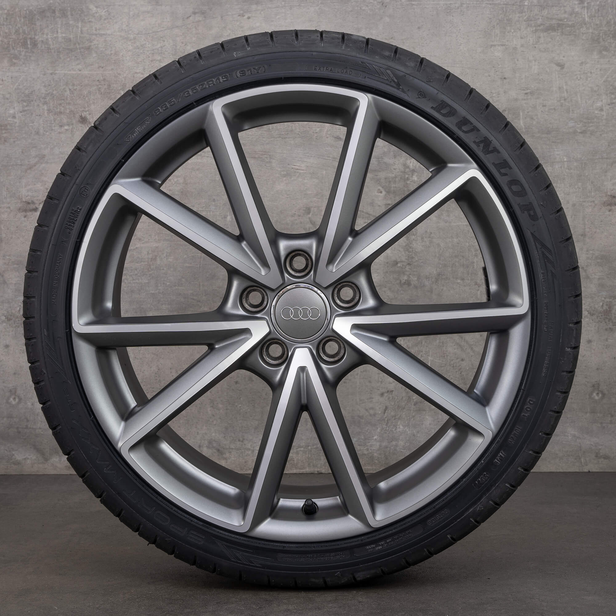 Audi A3 S3 8V summer wheels 19 inch rims tires 8V0601025AT S line