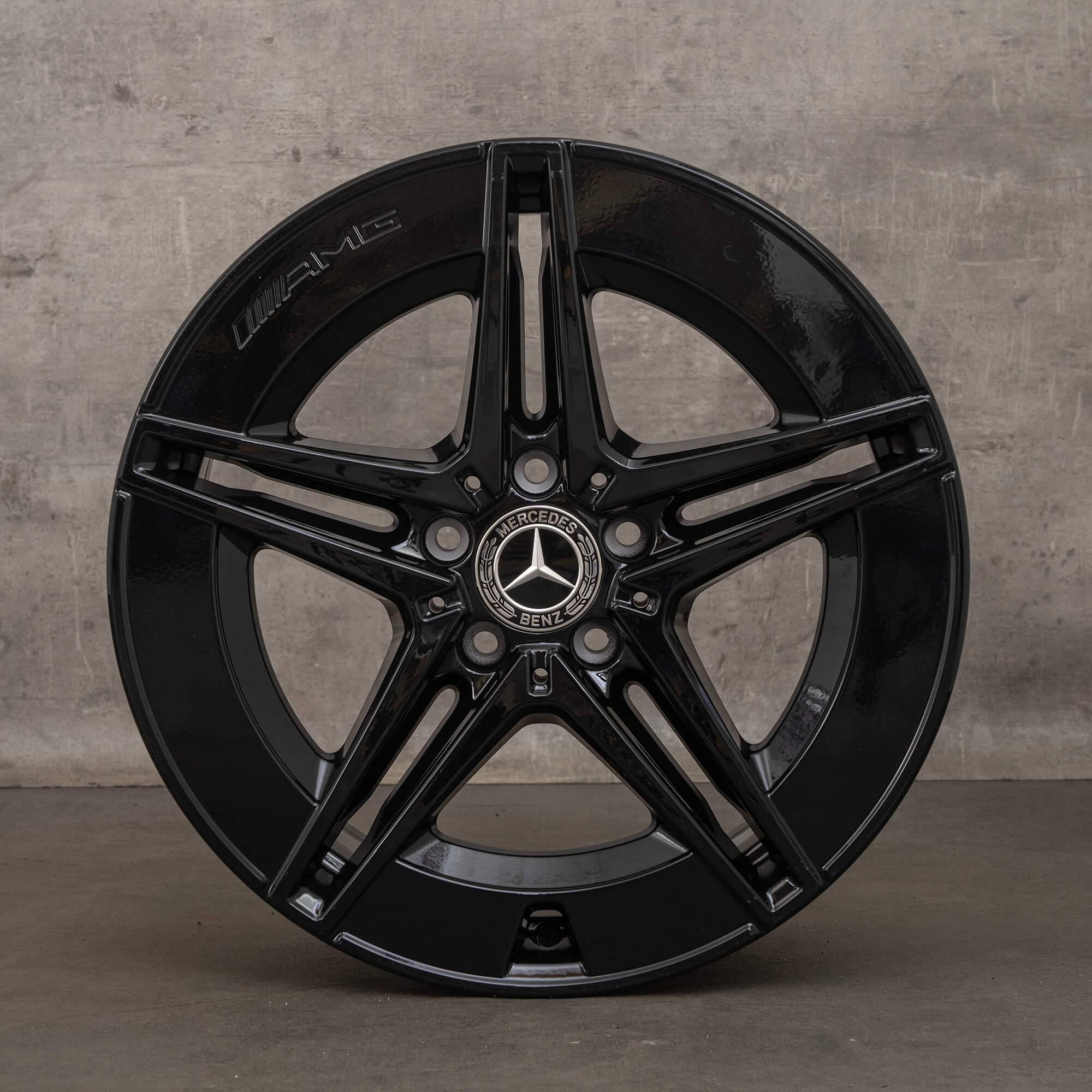 Original AMG Mercedes W206 S206 C300e C400e 18 inch rims A2064011700