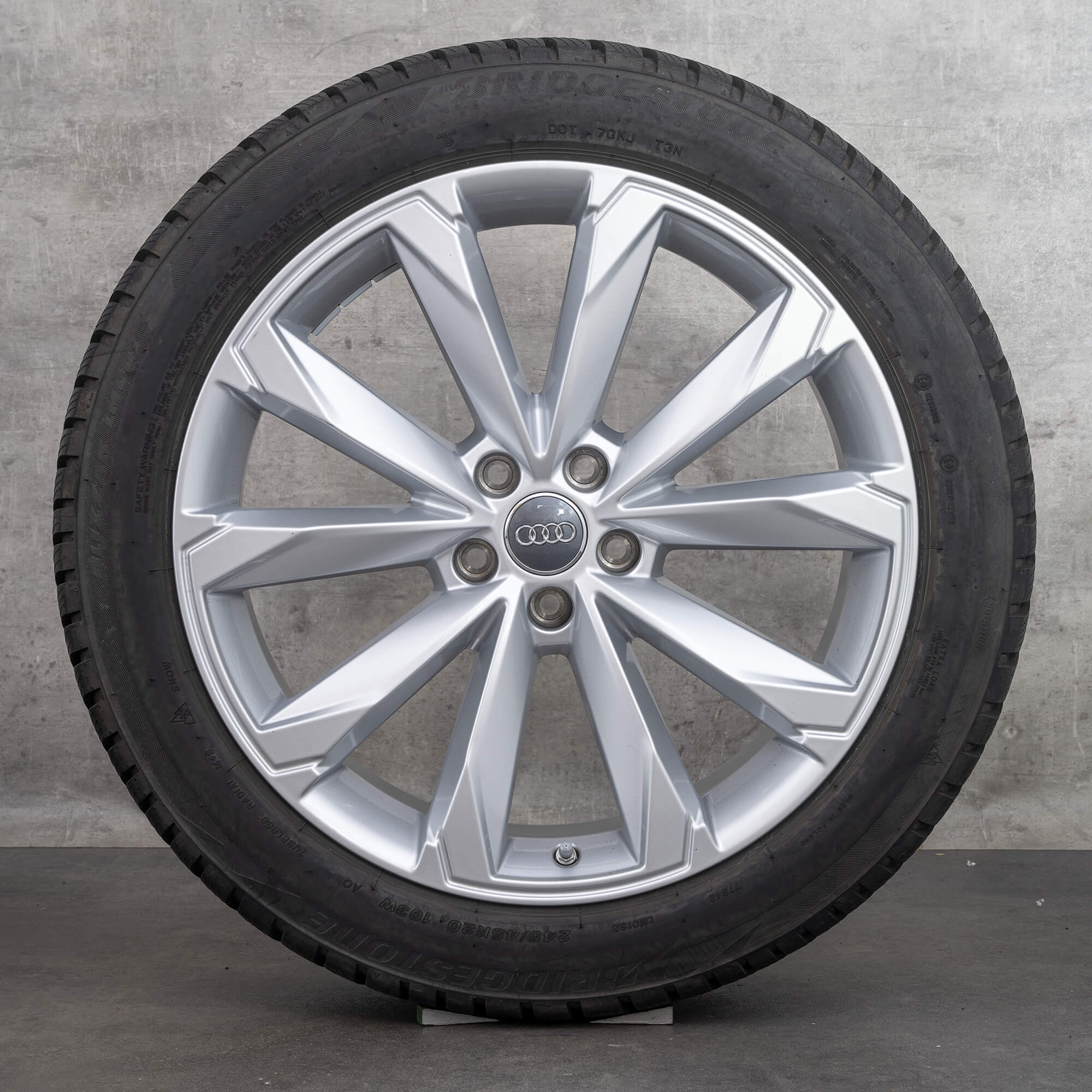 Audi 20 inch rims A6 4K C8 Allroad winter tires OEM wheels 4K9601025B