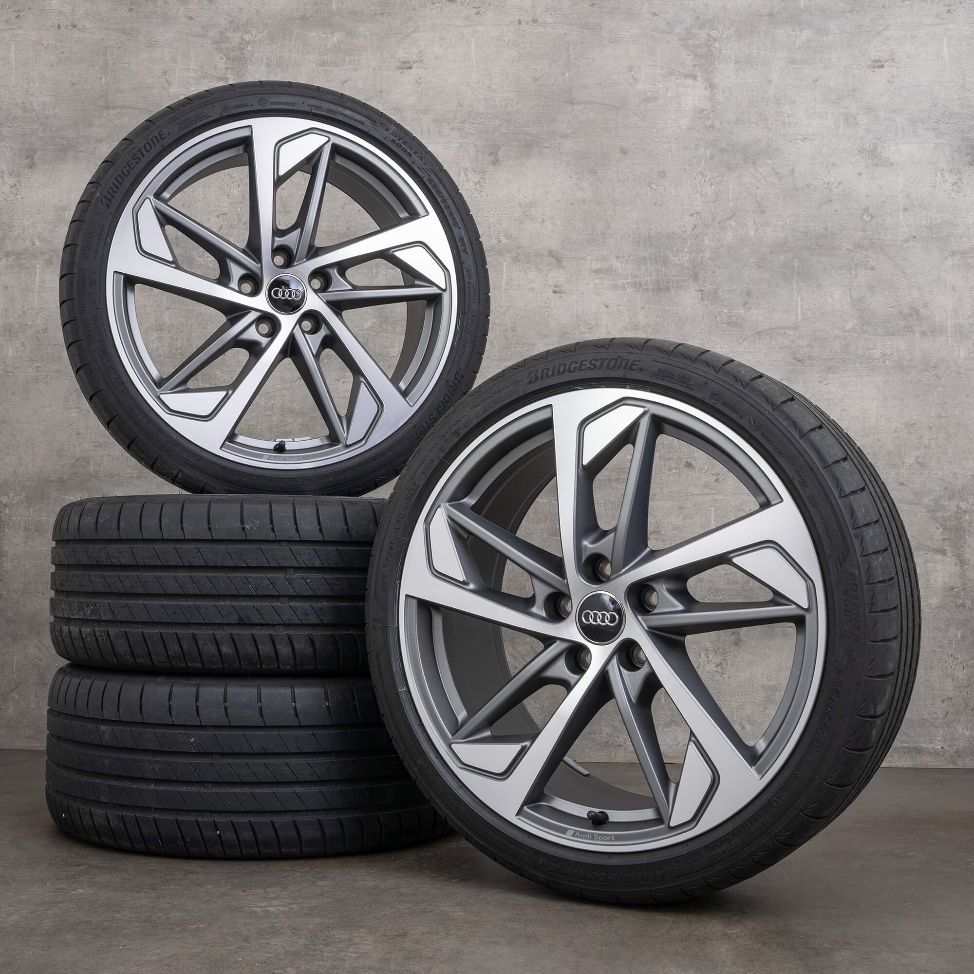 Audi A3 S3 8Y summer wheels 19 inch rims trapezoid tires 8Y0601025R