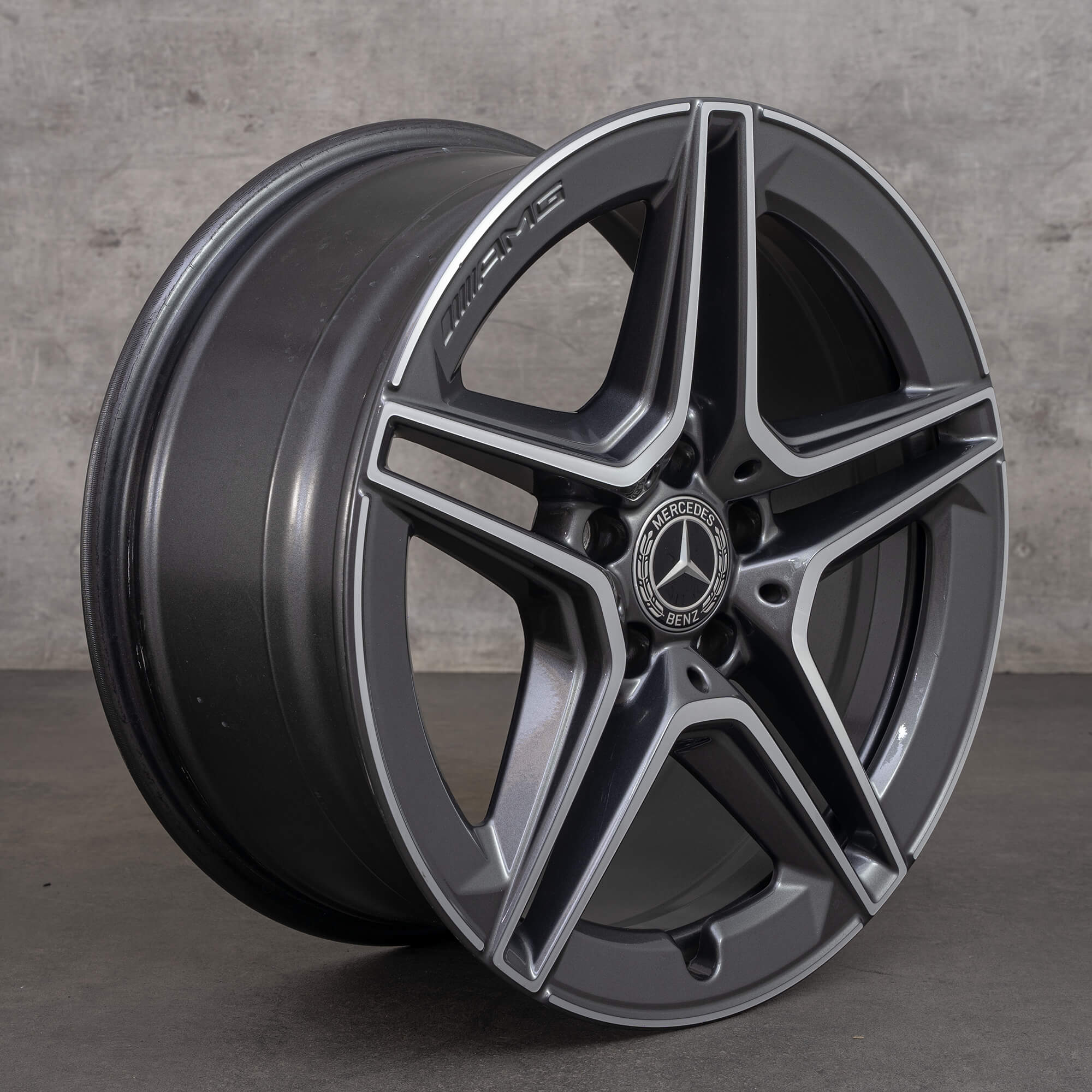 AMG Mercedes Benz C-Class W2505 C43 C450 Sport 18 inch rim A2054019600