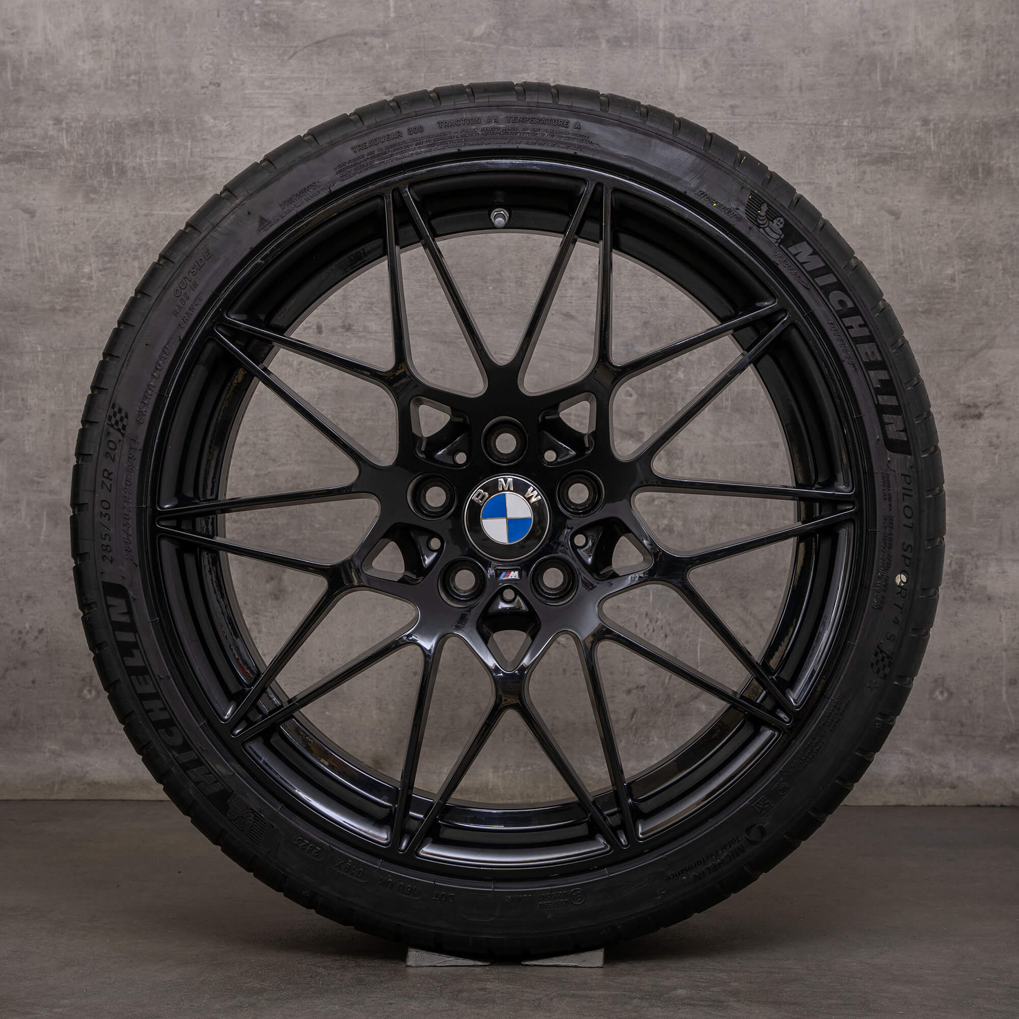 Original BMW M3 M4 Felgen 20 Zoll F80 F82 F83 Sommerräder Styling 666 M ...