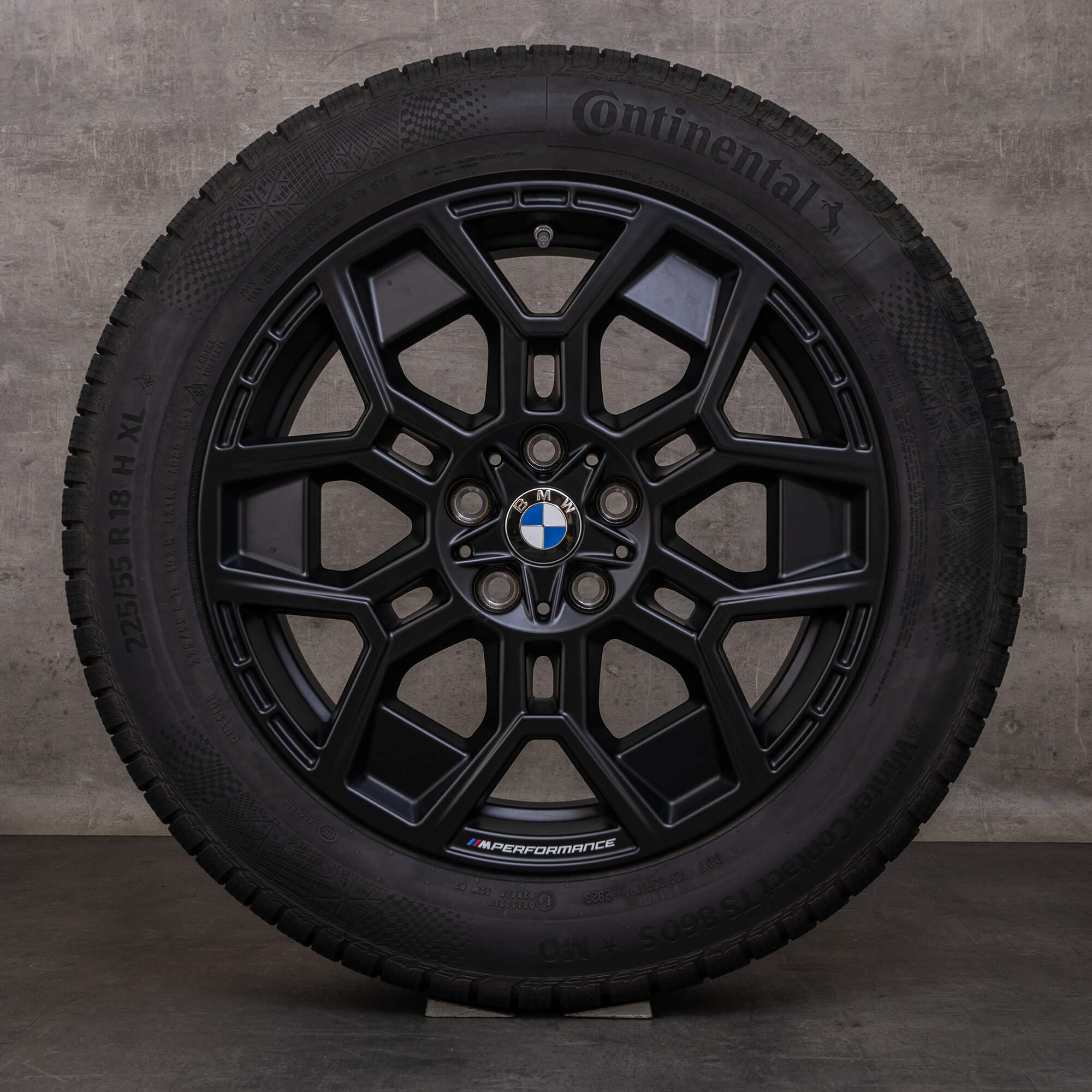 Original BMW X1 iX1 X2 Winterräder 18 Zoll U11 U10 Felgen Styling 880 M ...