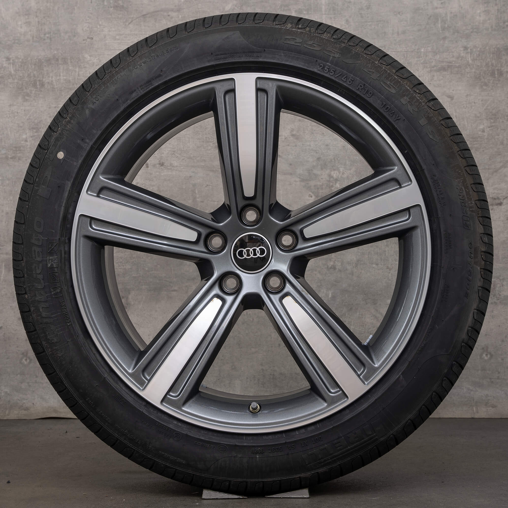 Audi A8 4N D5 summer tires 19 inch rims wheels 4N0601025N