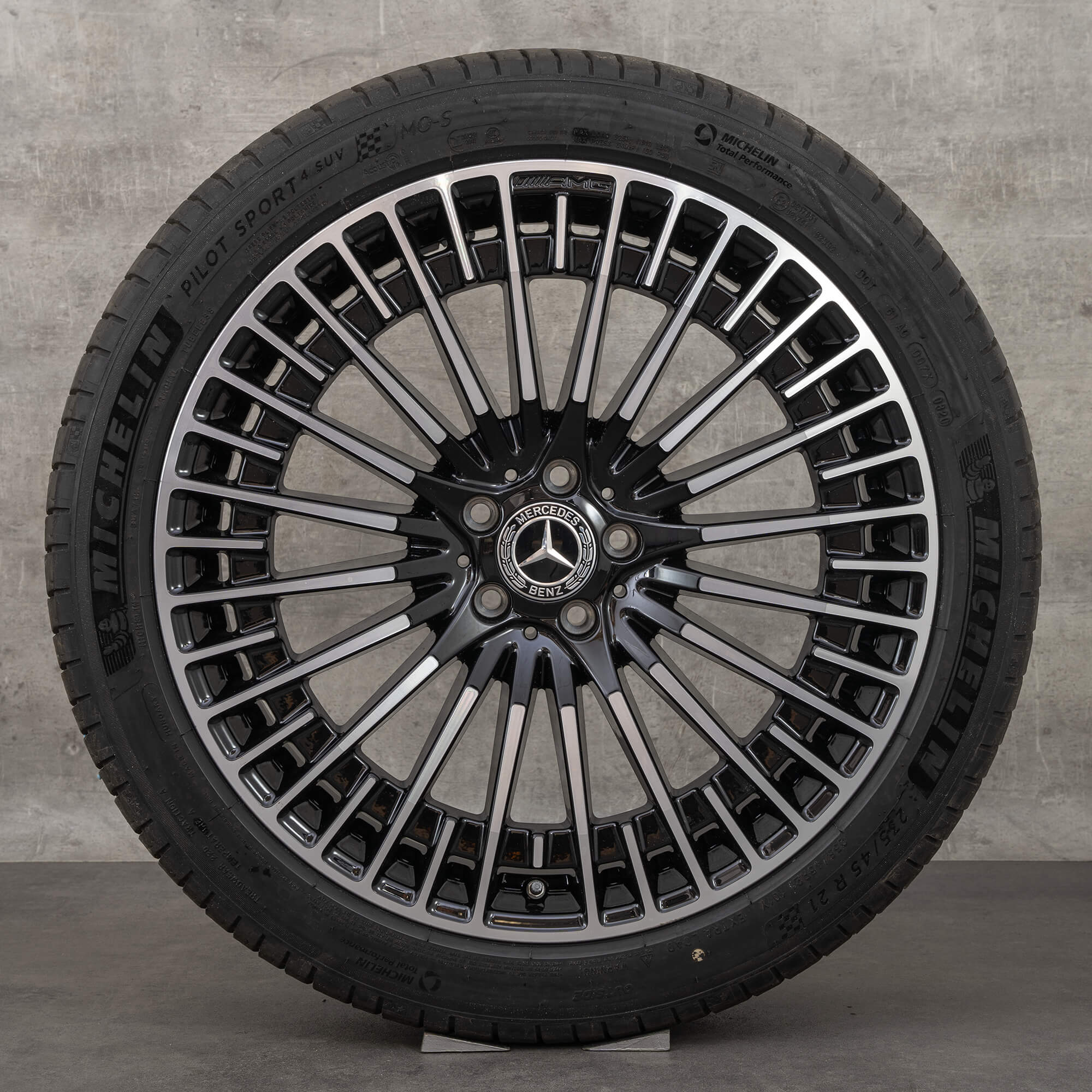 AMG 21-tommers felger Mercedes Benz EQC N293 alloysfelger sommerdekk