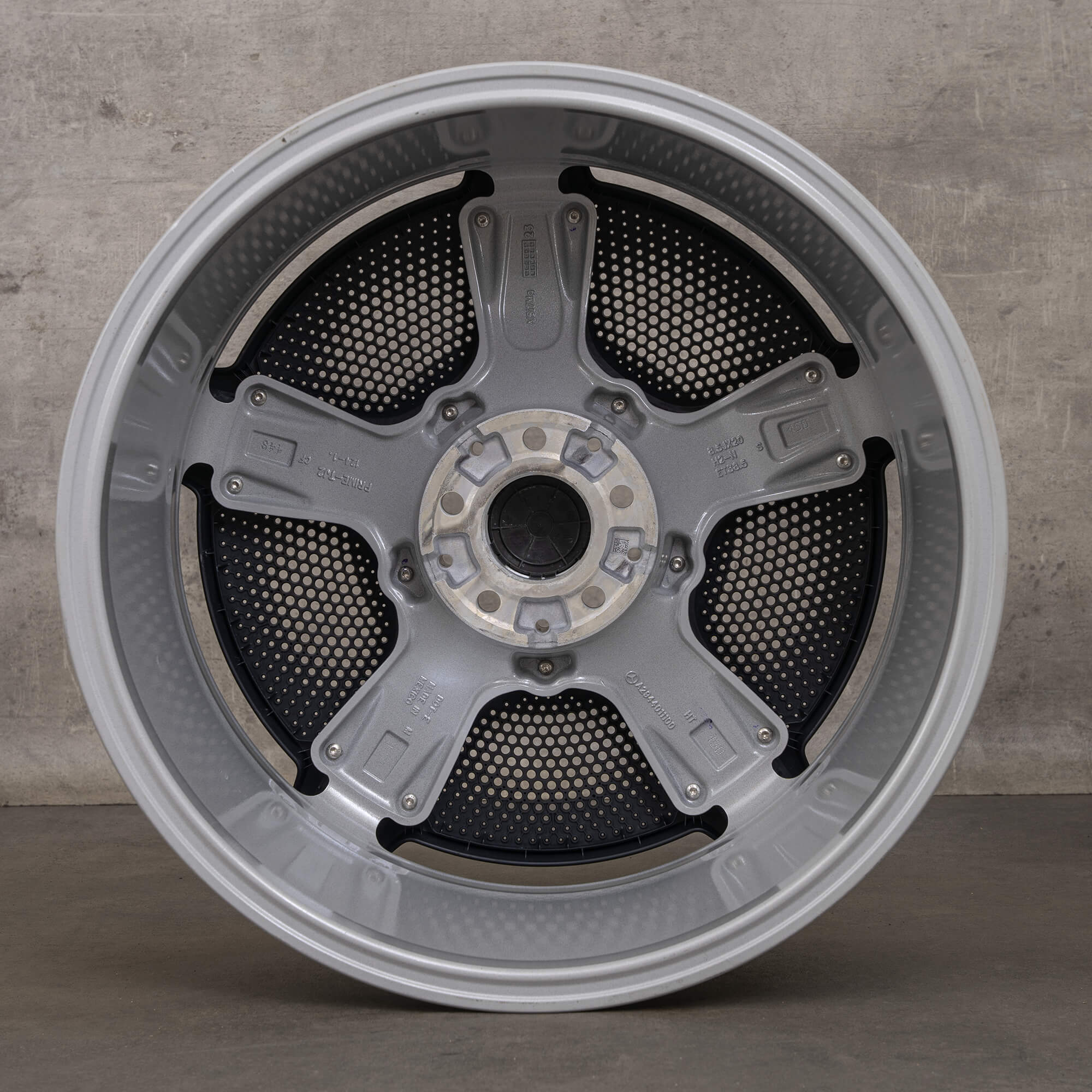 Original AMG Mercedes Benz EQE X294 20 inch rim A2944011100 silver