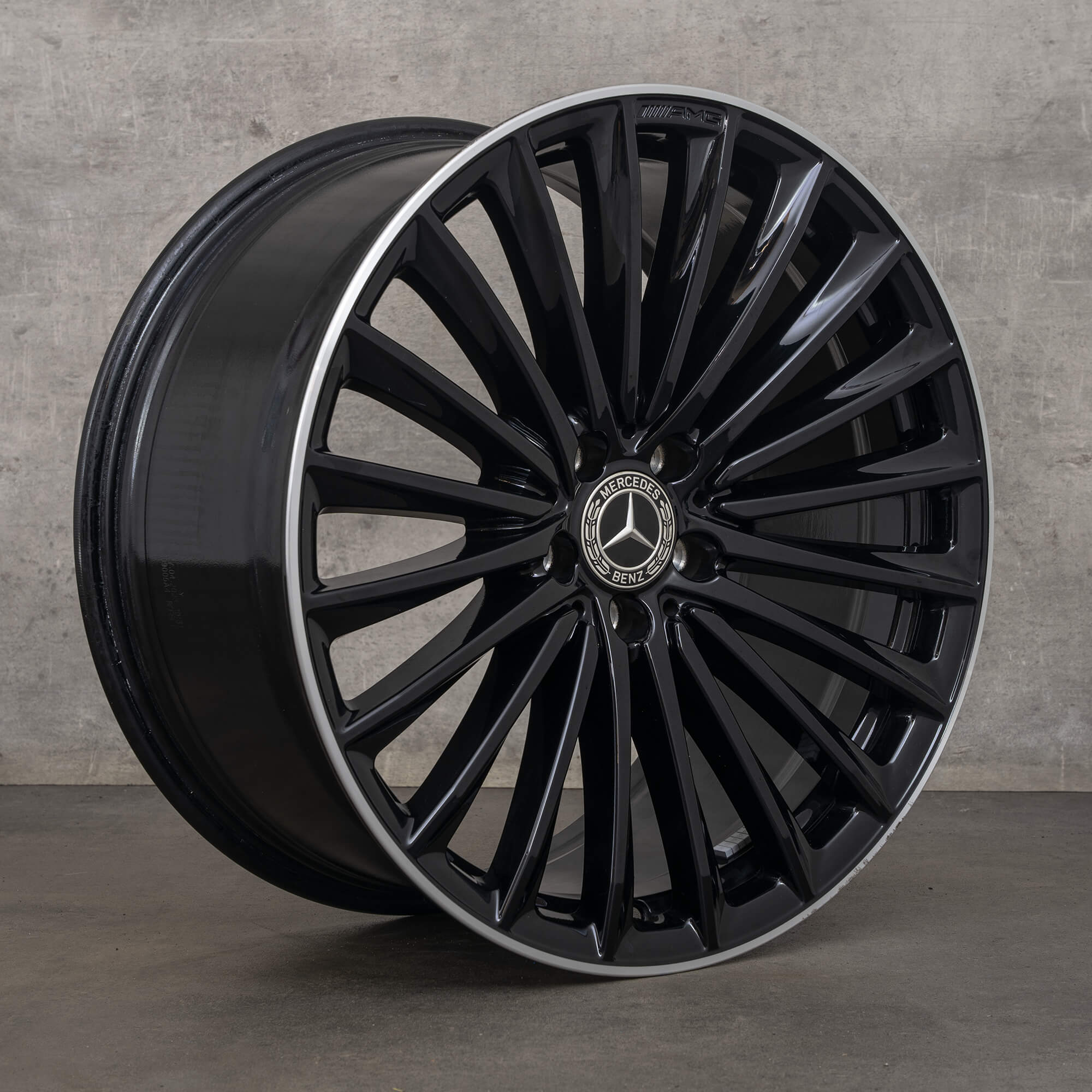 1x AMG Mercedes Benz GLC X254 rear axle 20 inch aluminum rim A2544010900