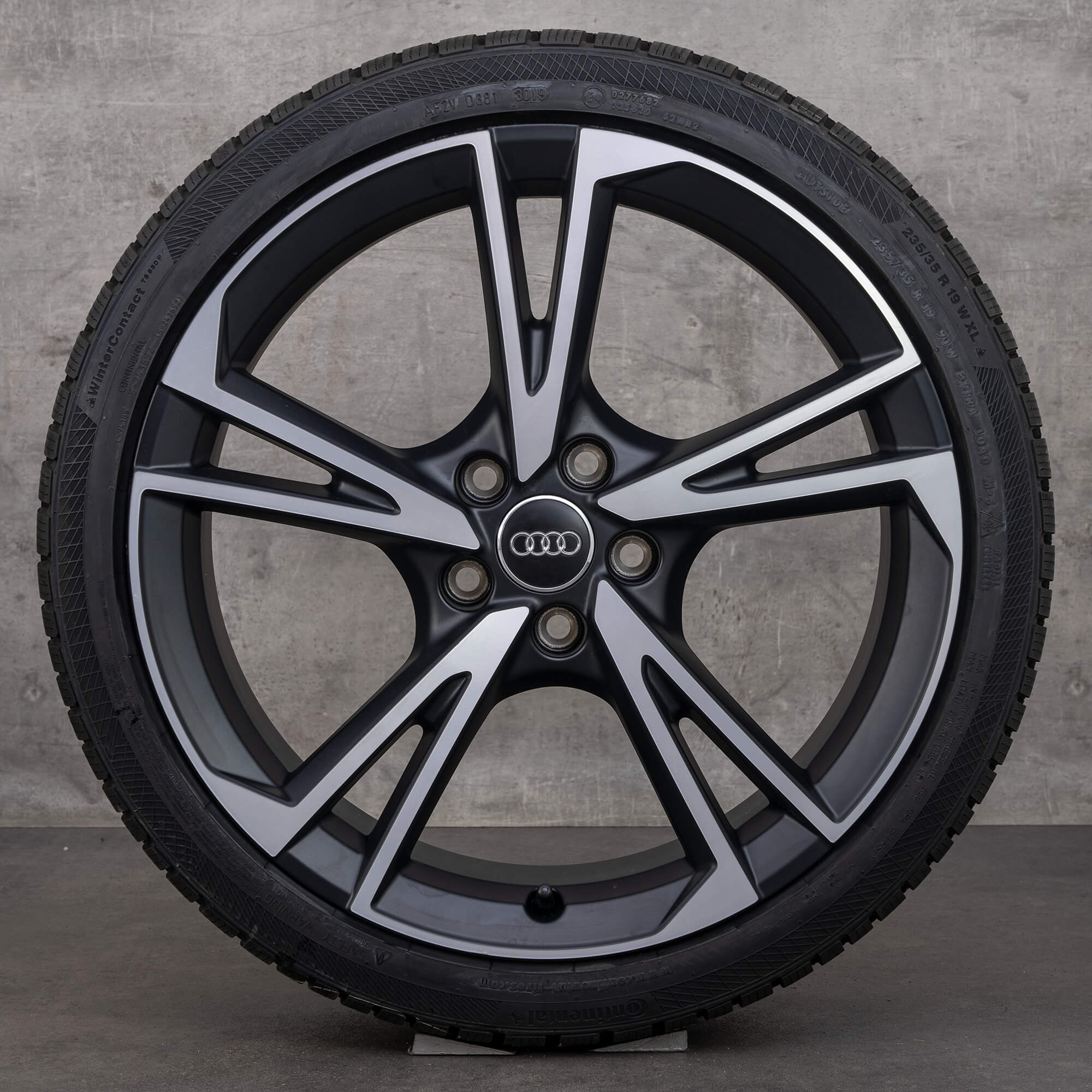 Audi 19 inch velgen A3 S3 RS3 8V winterbanden wintervelgen Falx ...