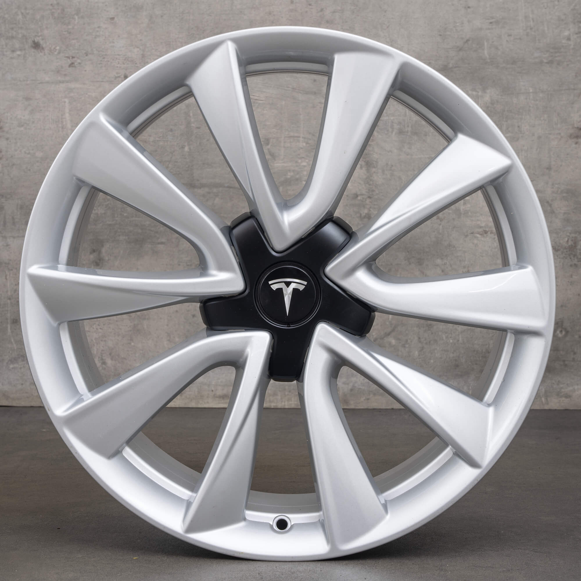 Tesla 19 inch rims Model 3 alloy rims 1044224-00-B 8,5 x 19 ET40 NEW