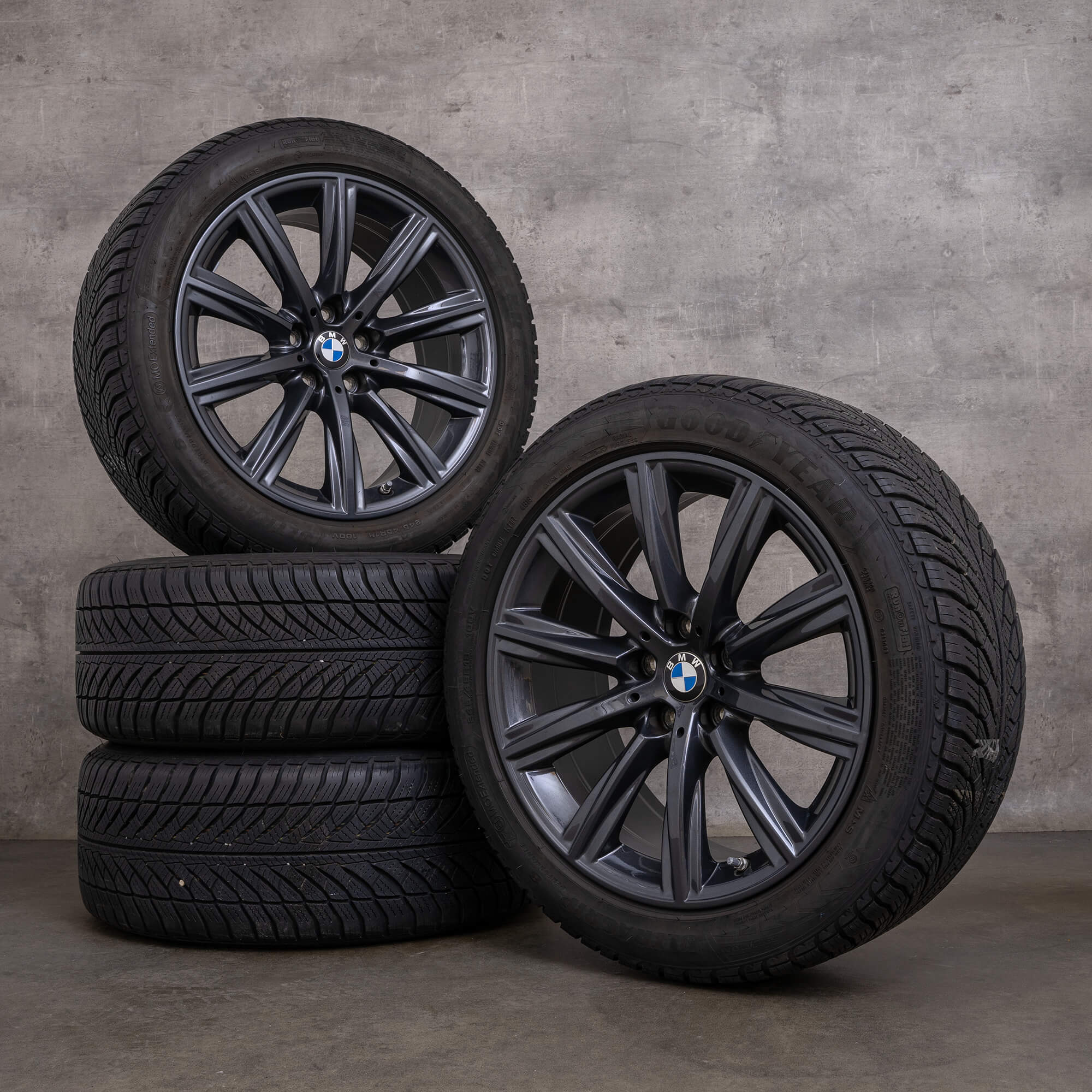 Original BMW 5er Winterkompletträder 18 Zoll G30 G31 Felgen Styling 684 6874441 ferric grey ...