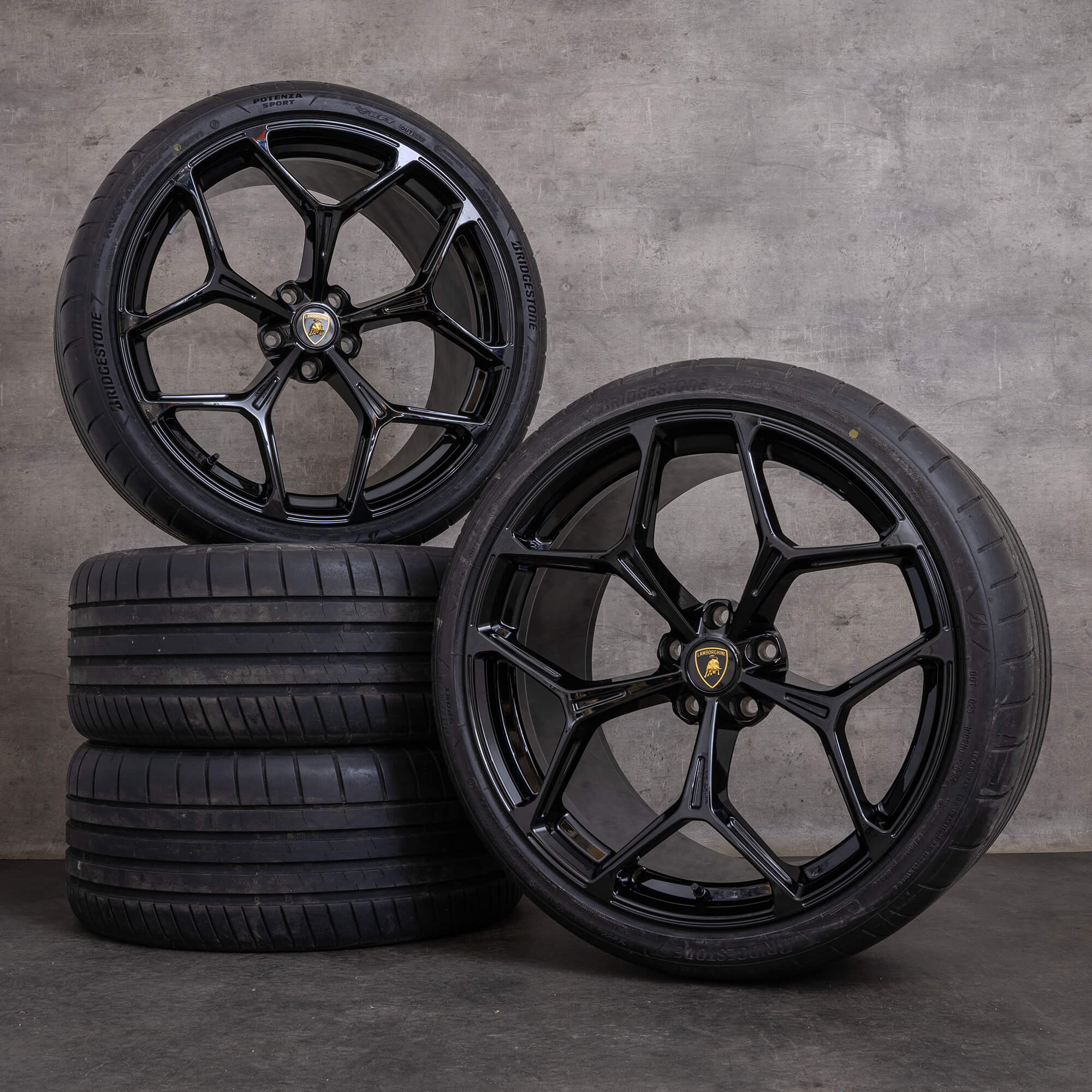 OEM Lamborghini Revuelto rims 21 22 inch summer wheels 47B601017 black ...