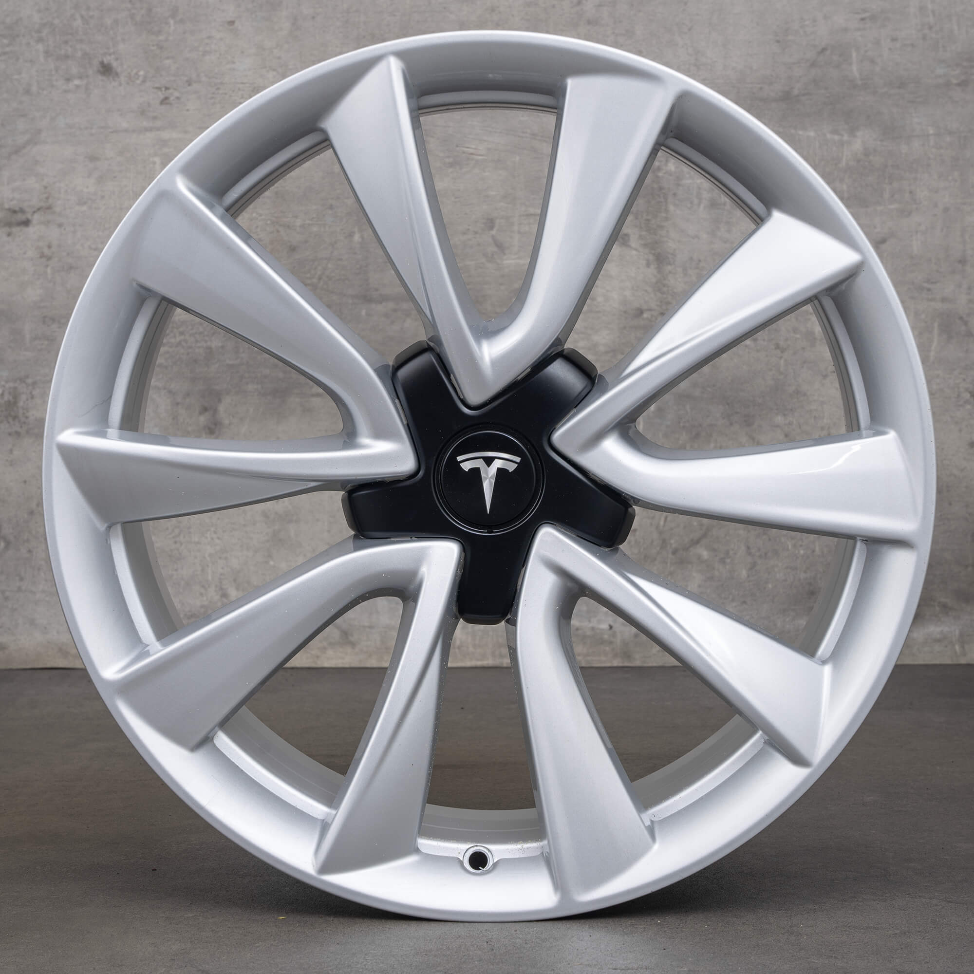 Tesla 19 inch rims Model 3 alloy rims 1044224-00-B 8,5 x 19 ET40 NEW