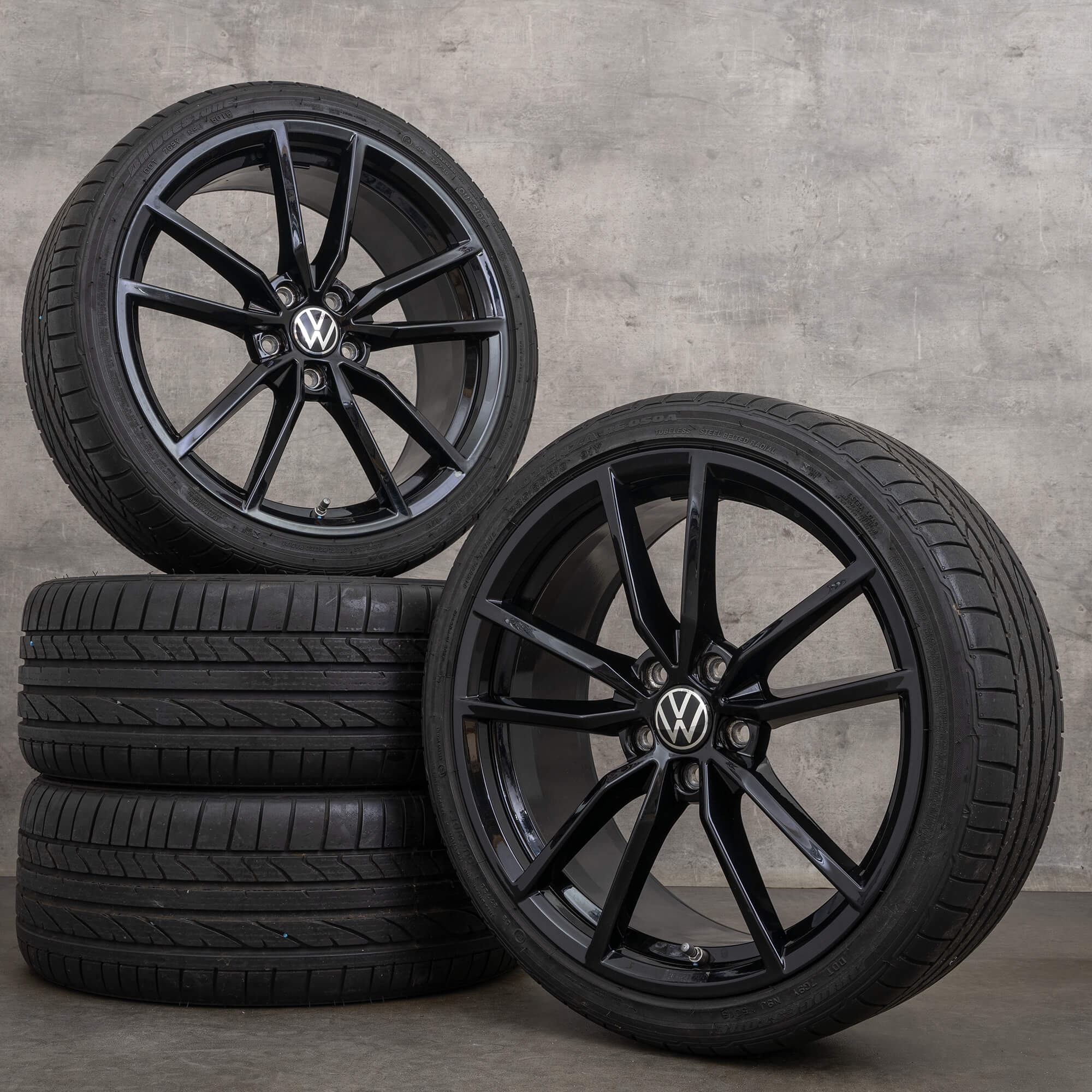 VW Golf 6 7 R GTI summer wheels 19 inch rims Pretoria tires 5G0601025AJ