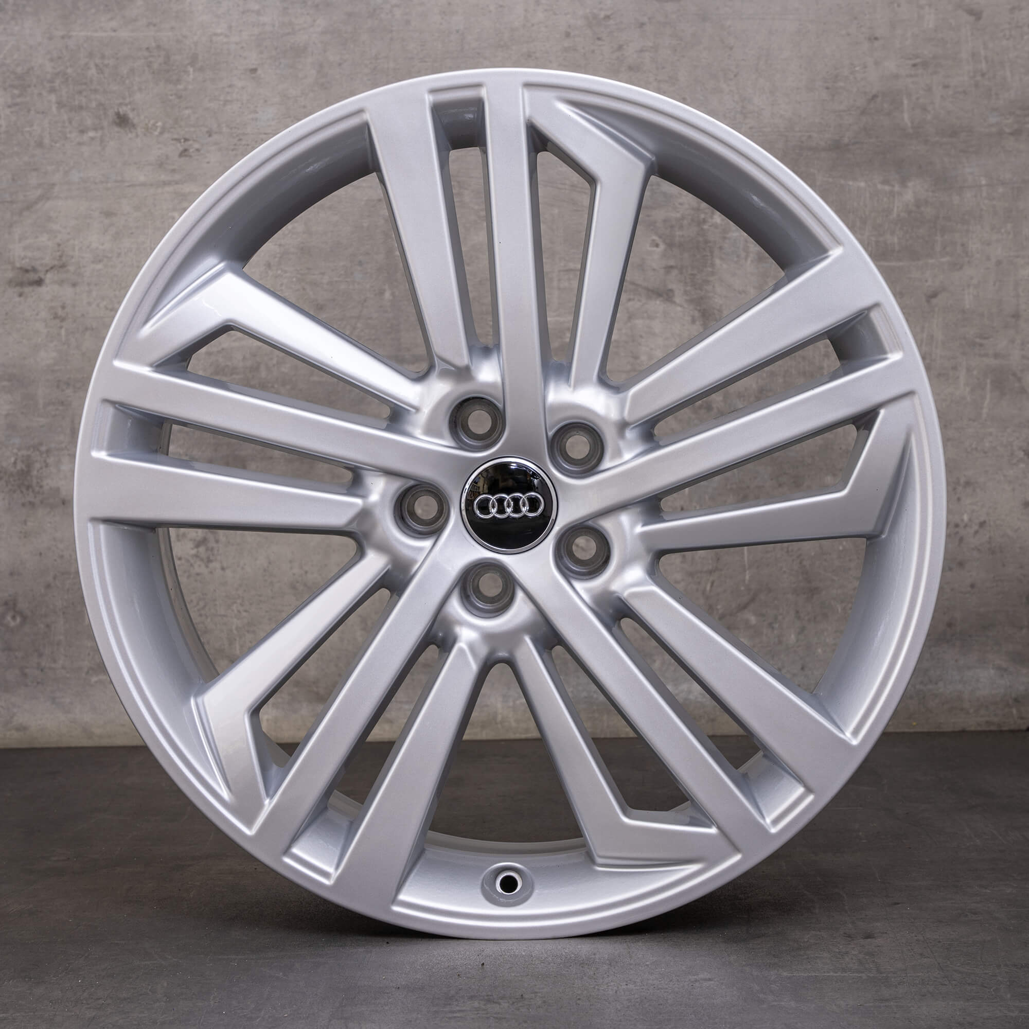 OEM Audi Q5 SQ5 Rims 20 inch FY 80A601025L silver glossy