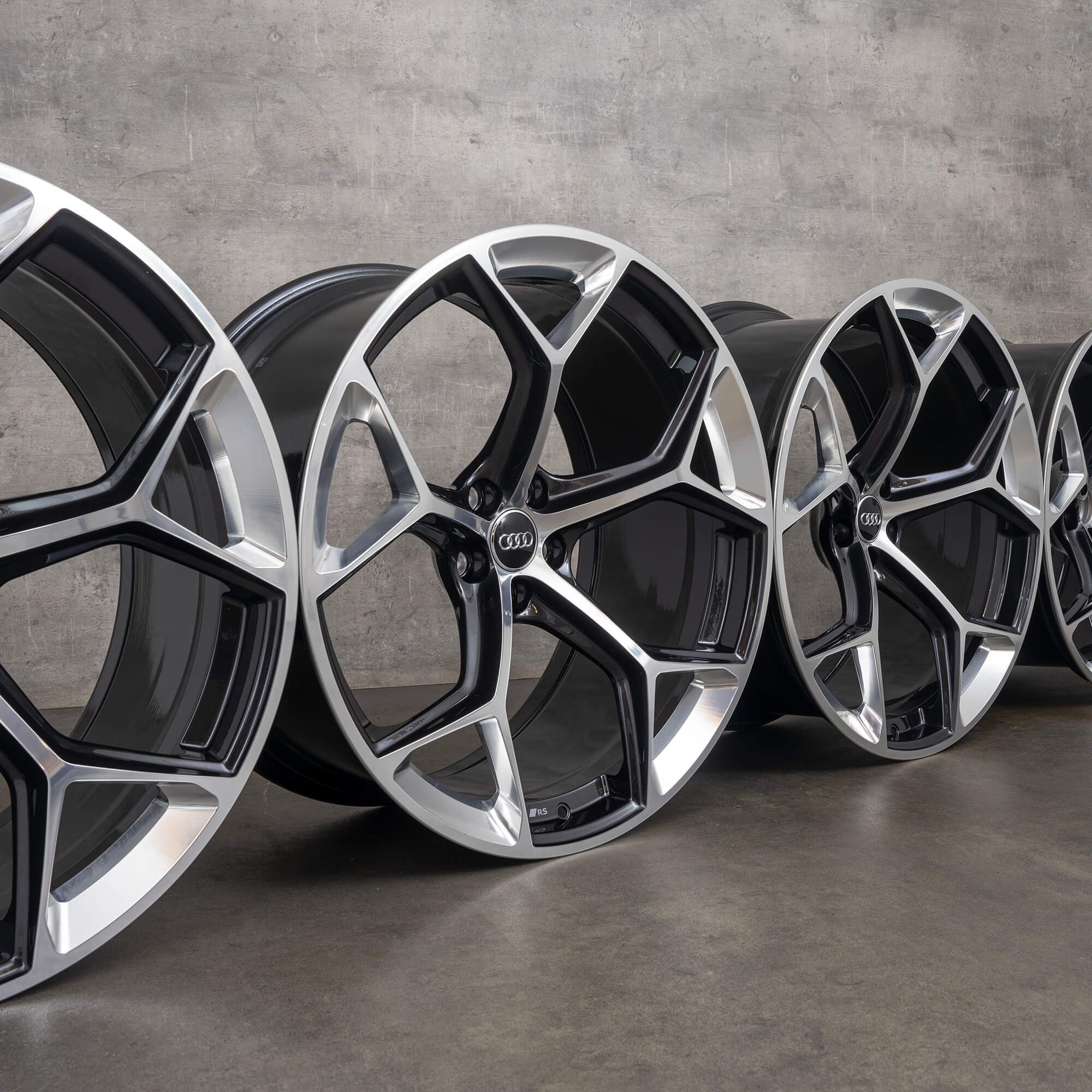 Audi RS6 RS7 4K C8 22 inch velgen honingraatontwerp 4K0601025BM NIEUW