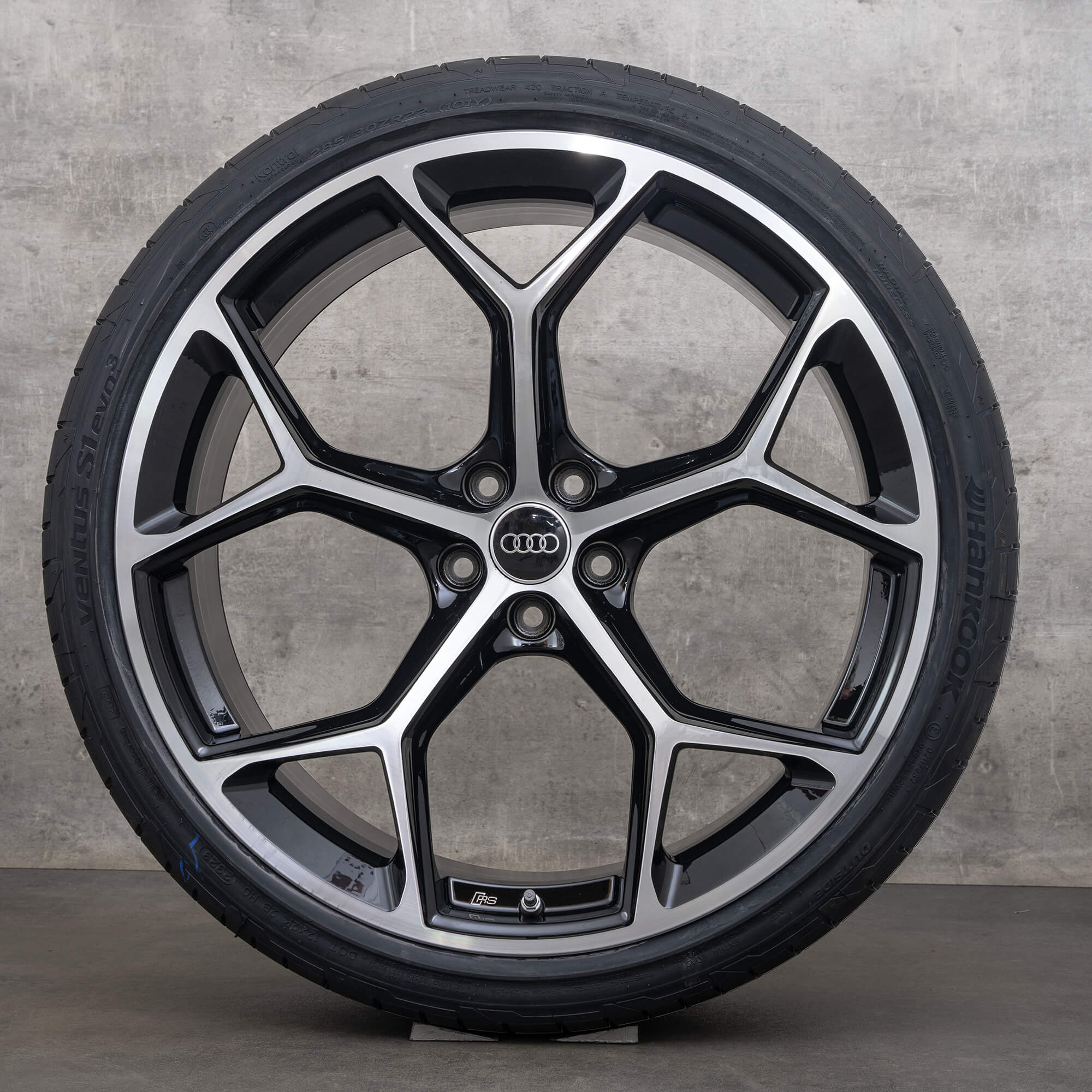 Audi RS6 & 7 4K C8 summer wheels 22 inch rims tires 4K0601025BM