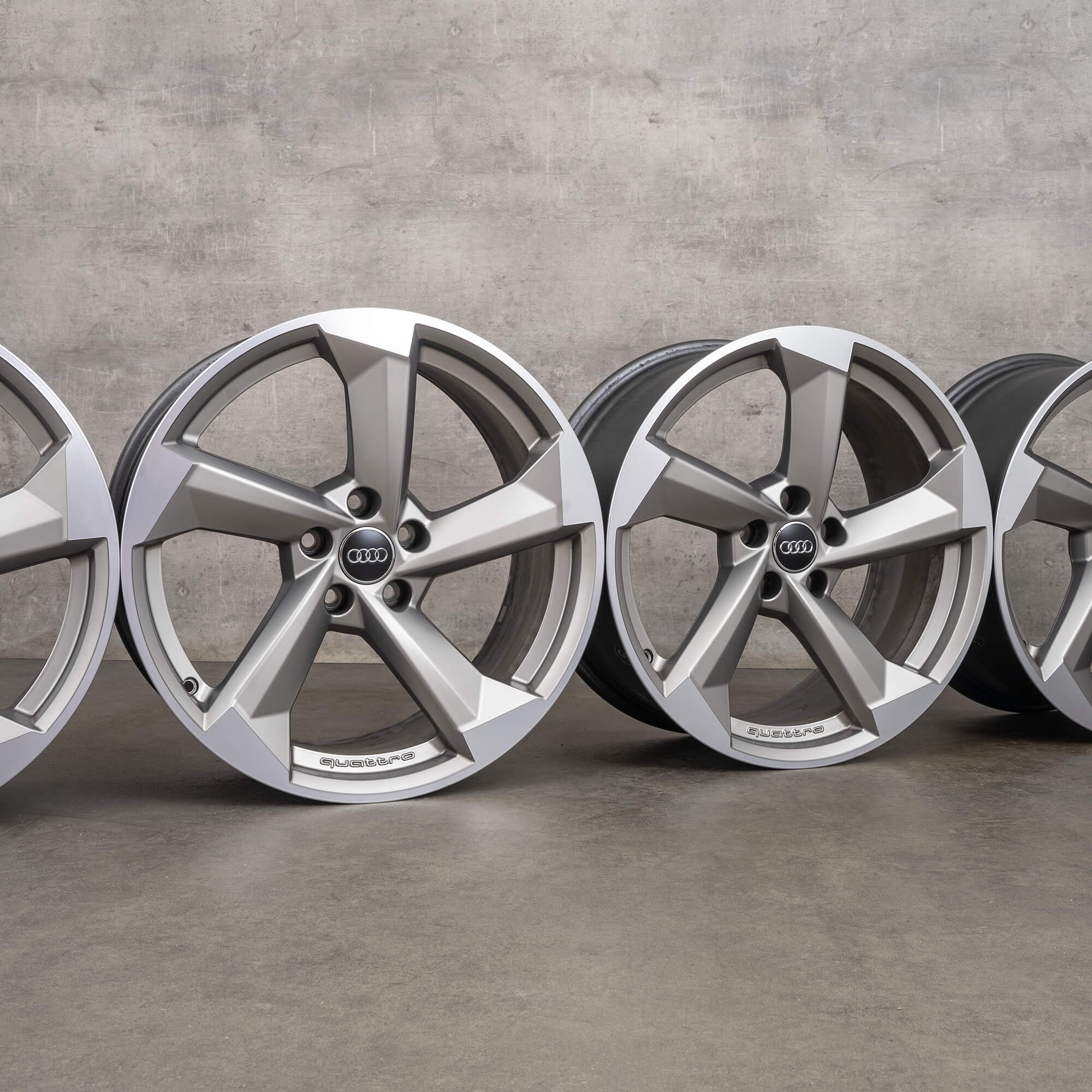 Audi A5 S5 8W B9 19 Zoll Felgen 8W0601025CE titan matt glanzgedreht