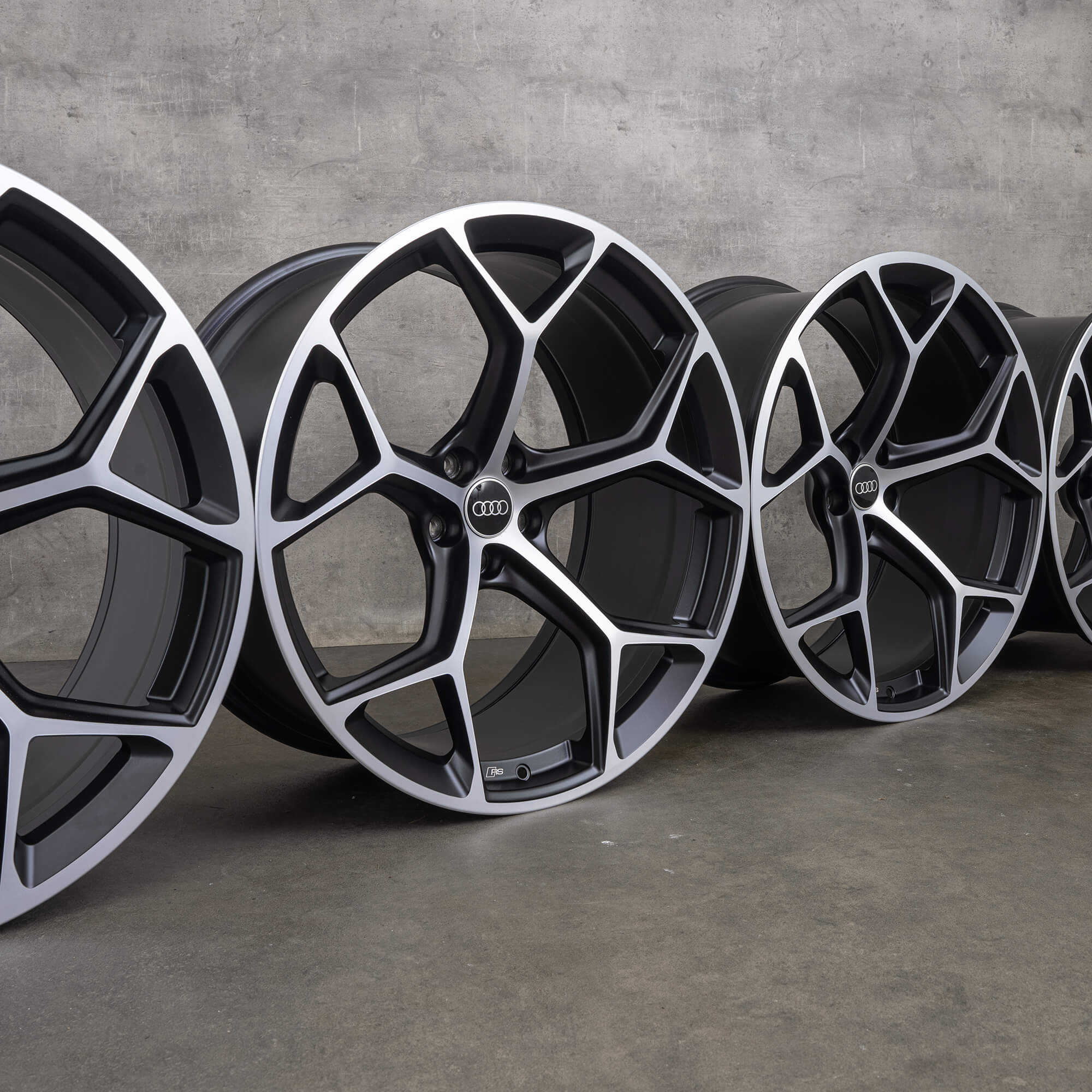 Audi RS6 RS7 4K C8 22 inch rims black matt high-sheen 4K0601025BM New