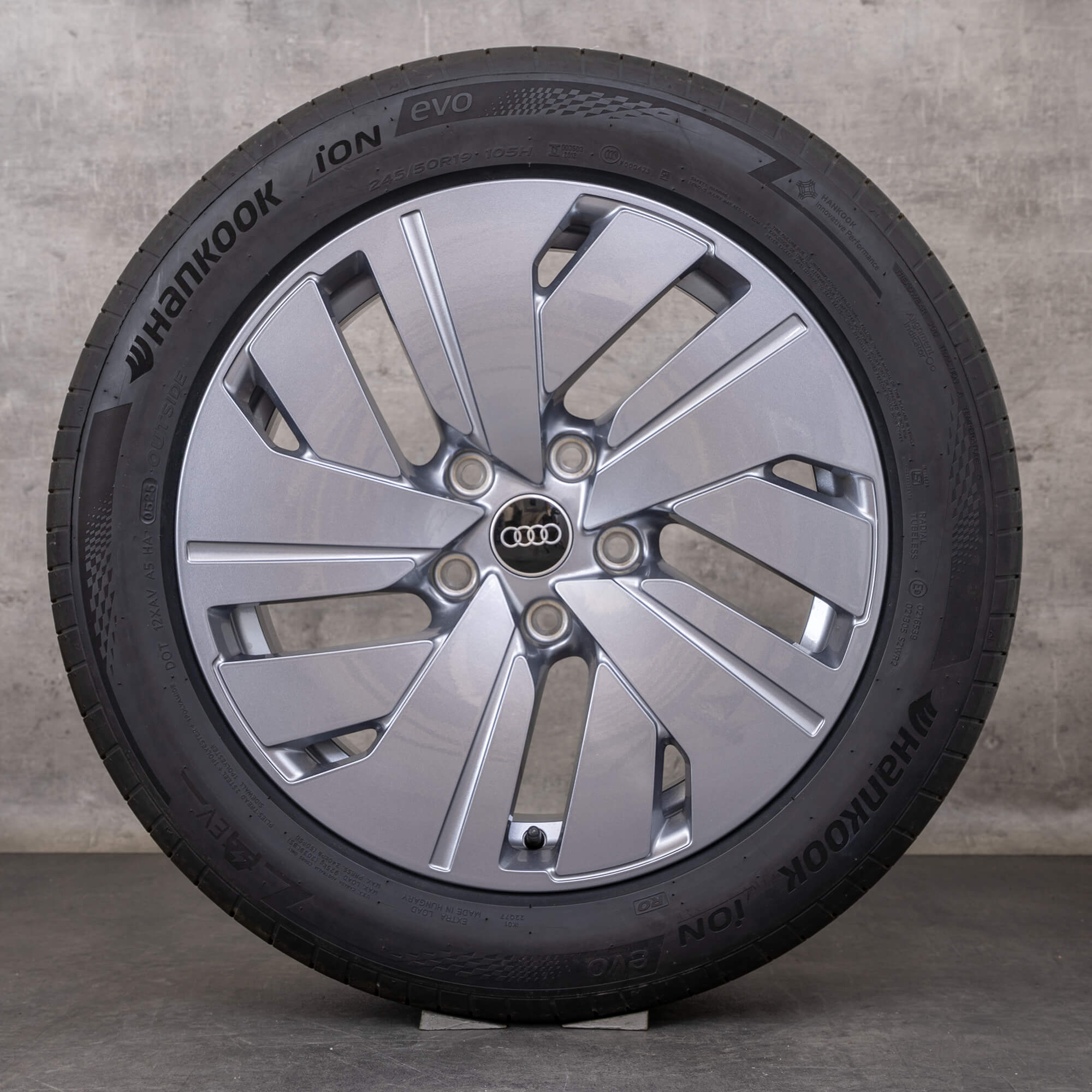 Original Audi A6 e-tron ráfky na auto 19palcová letní kola GH 85E601025 ...