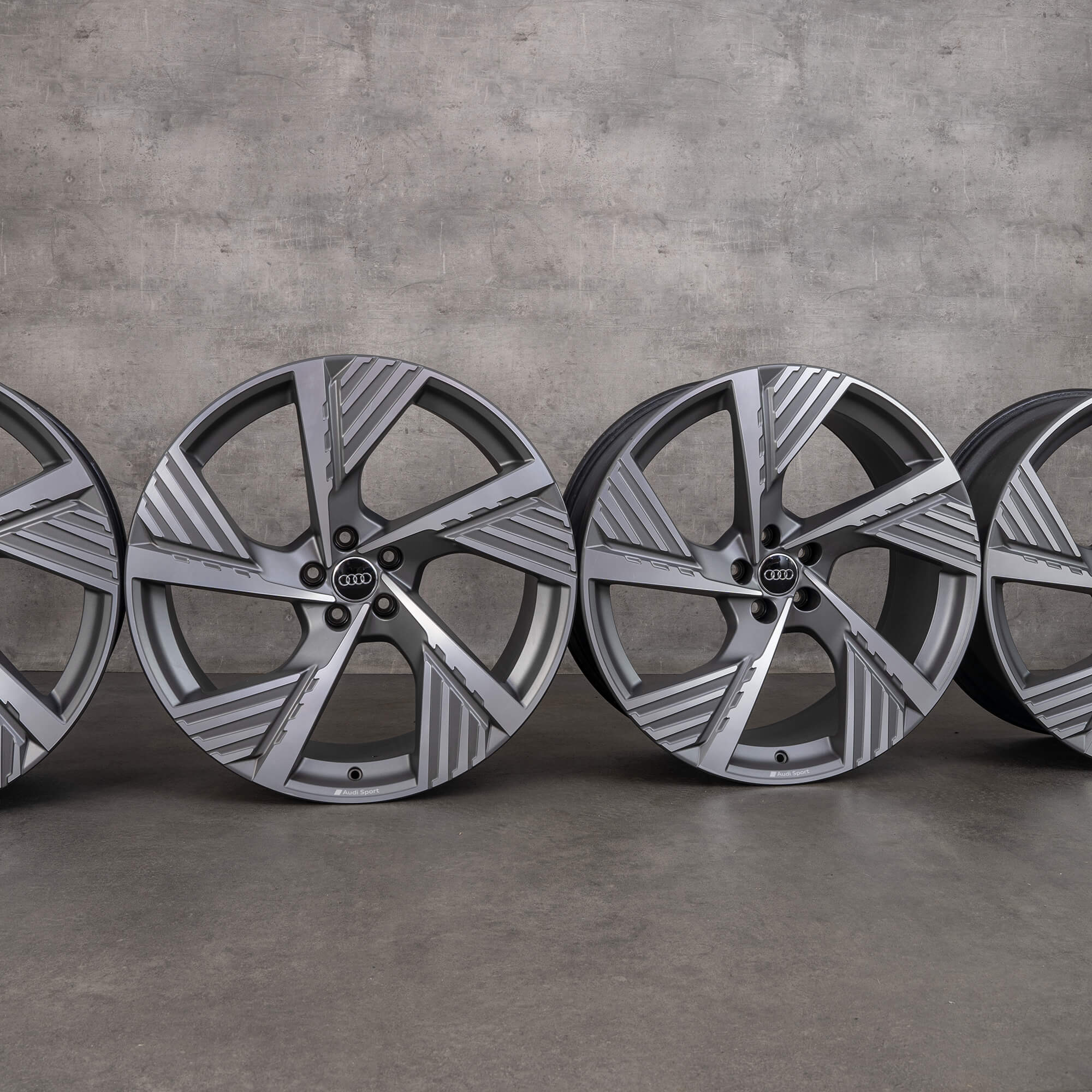 Audi Q8 e-tron GE 22 inch rims 4KE601025B alloy 9 x ET 36