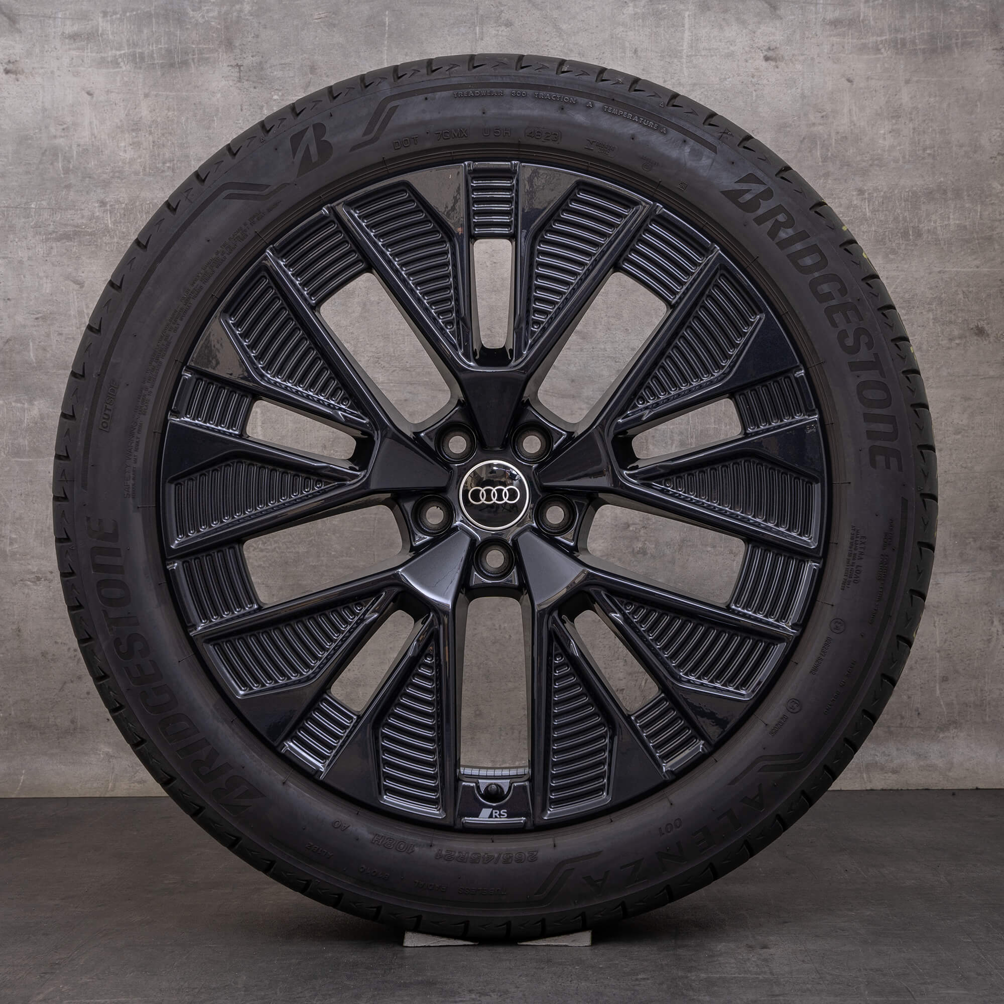 OEM Audi Q8 e-tron snow tire packages 21 inch GEN GEA rims 4KE601025BC ...