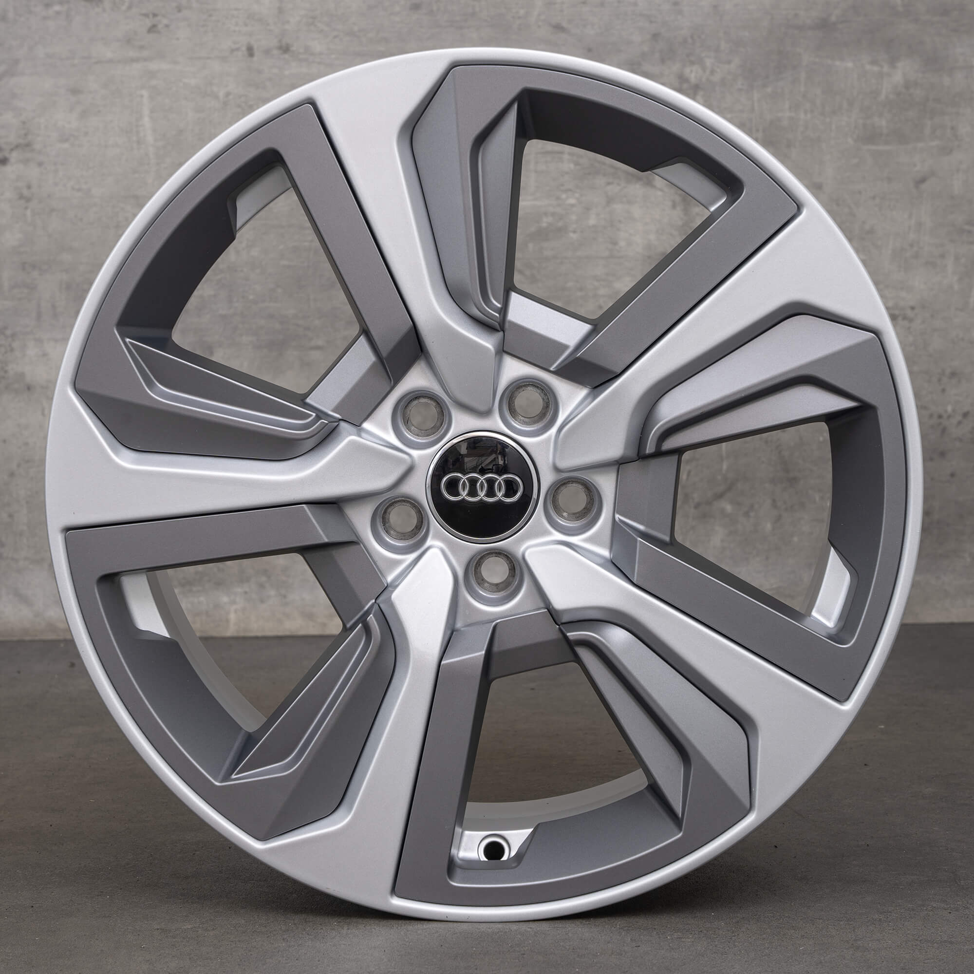 Audi A1 GB Sportback 17 inch velgen 82A601025H antraciet zilver NIEUW