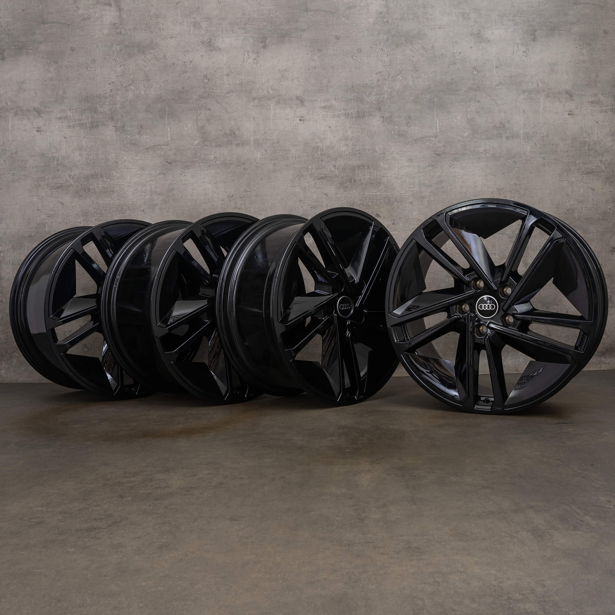 OEM Audi e-tron GT RS rims 21 inch 4J3601025AC 4J3601025M black aluminum