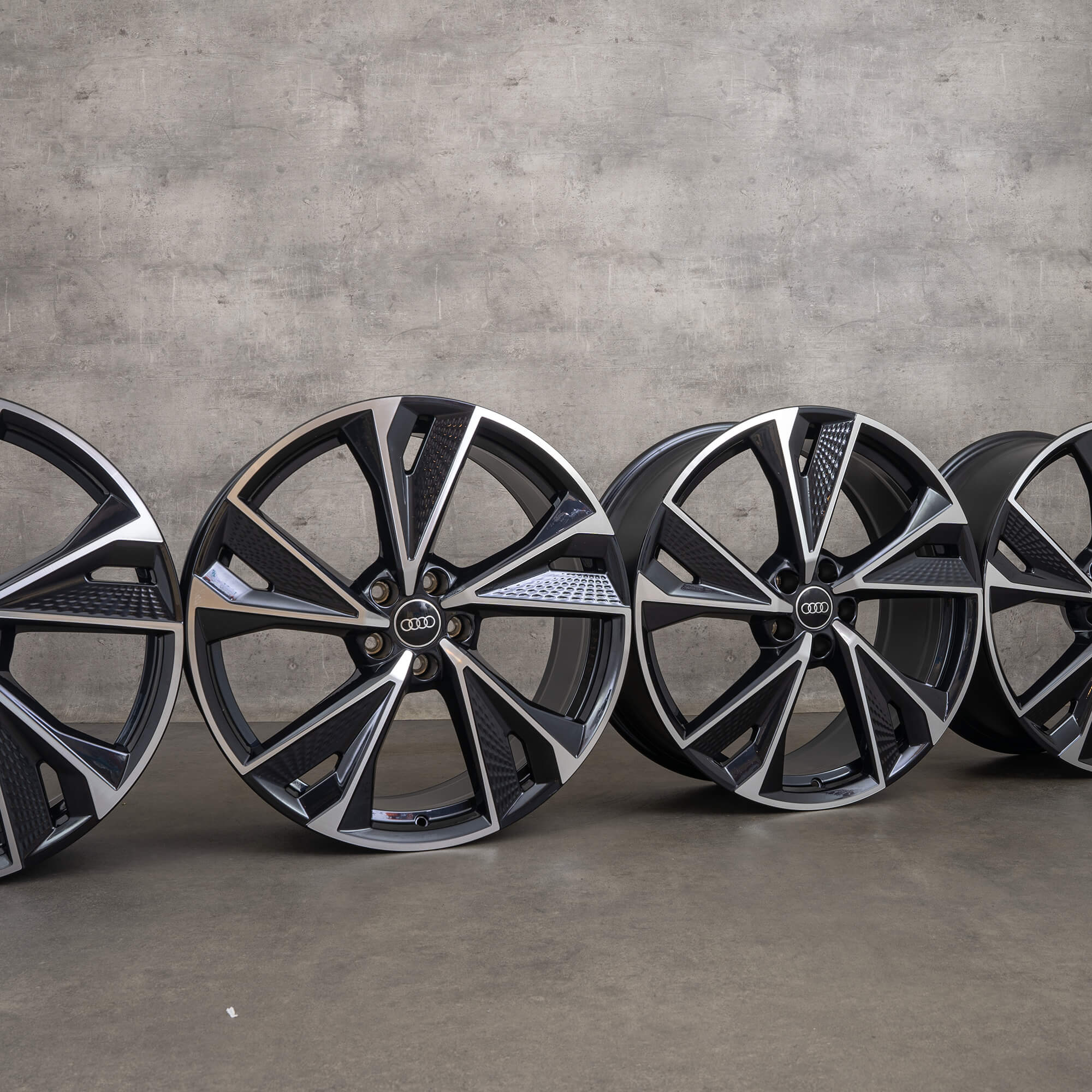 Audi A6 S6 4K C8 21 inch rims 4K0601025AS anthracite black glossy NEW