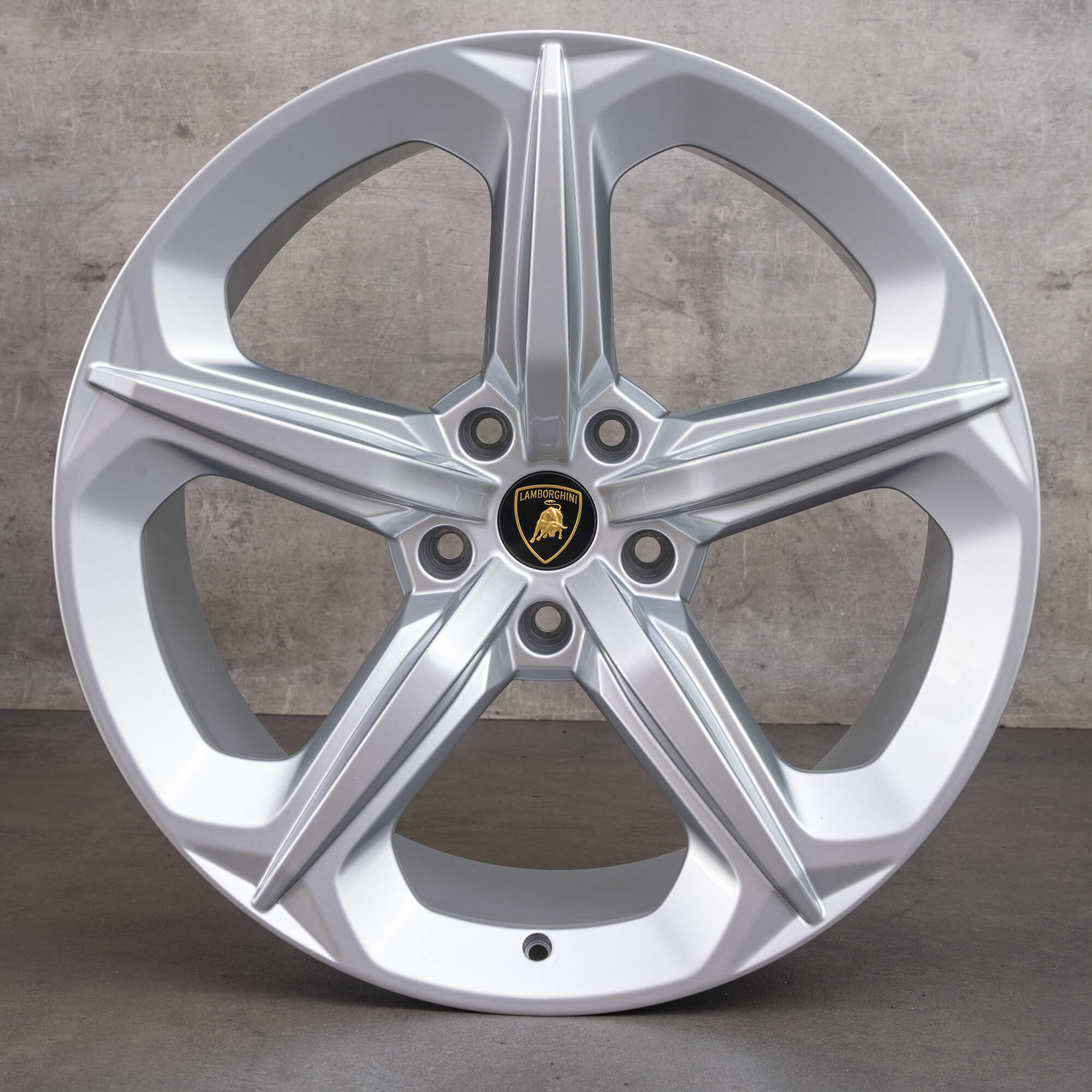 Lamborghini Urus 21 inch rims aluminum 4ML601025B 4ML601025A