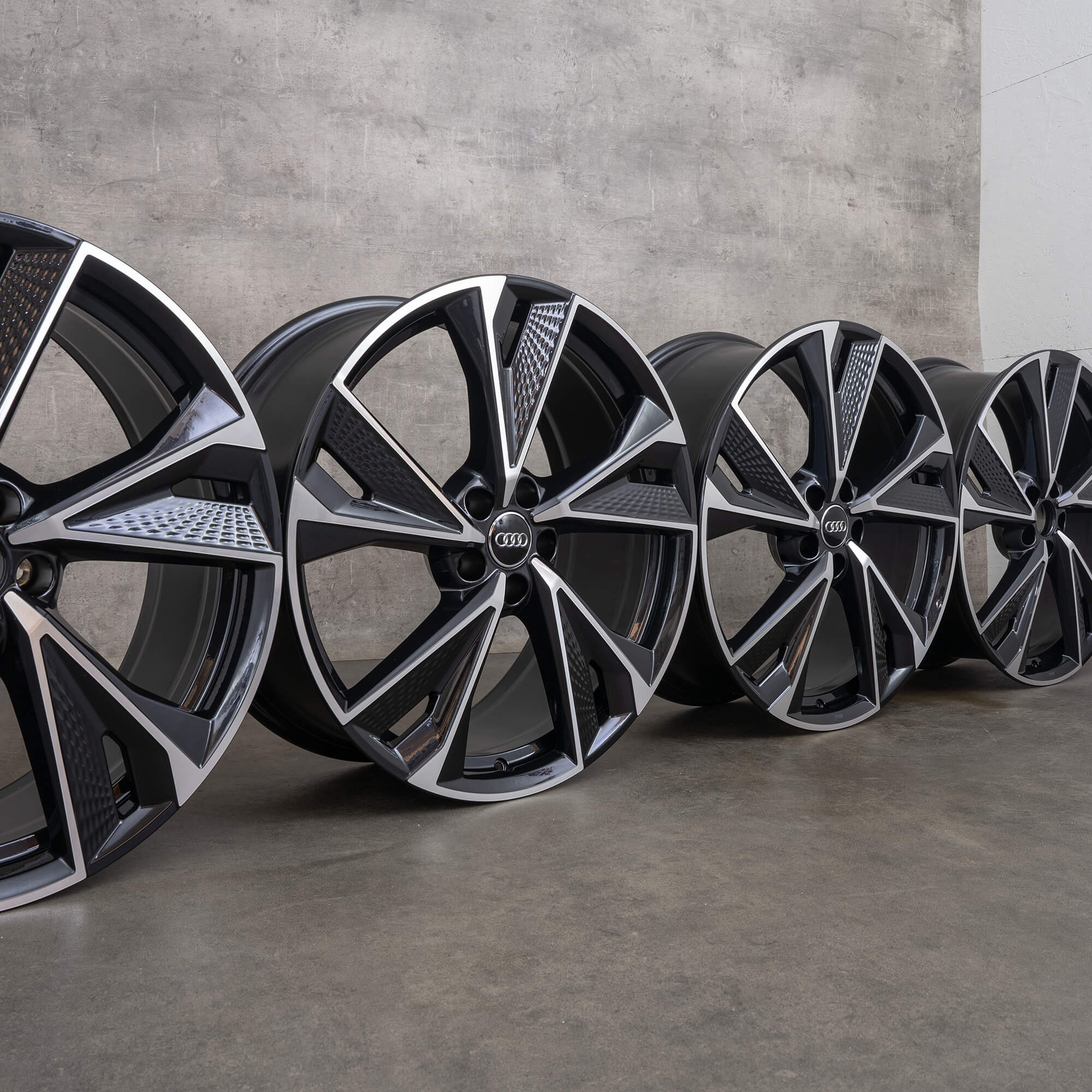 Audi A6 S6 4K C8 21 inch rims 4K0601025AS As good as new