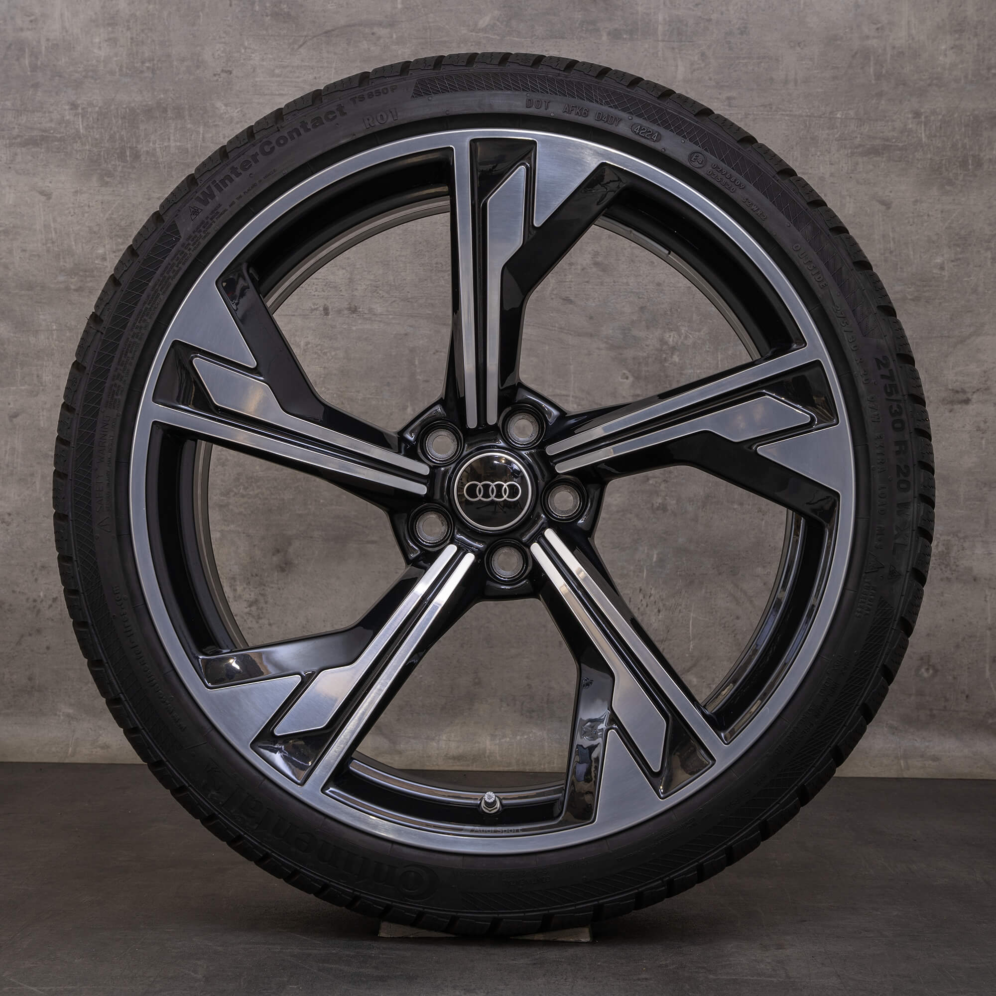 OEM Audi RS4 RS5 snow tire packages 20 inch B9 8W F5 Rims Flag ...