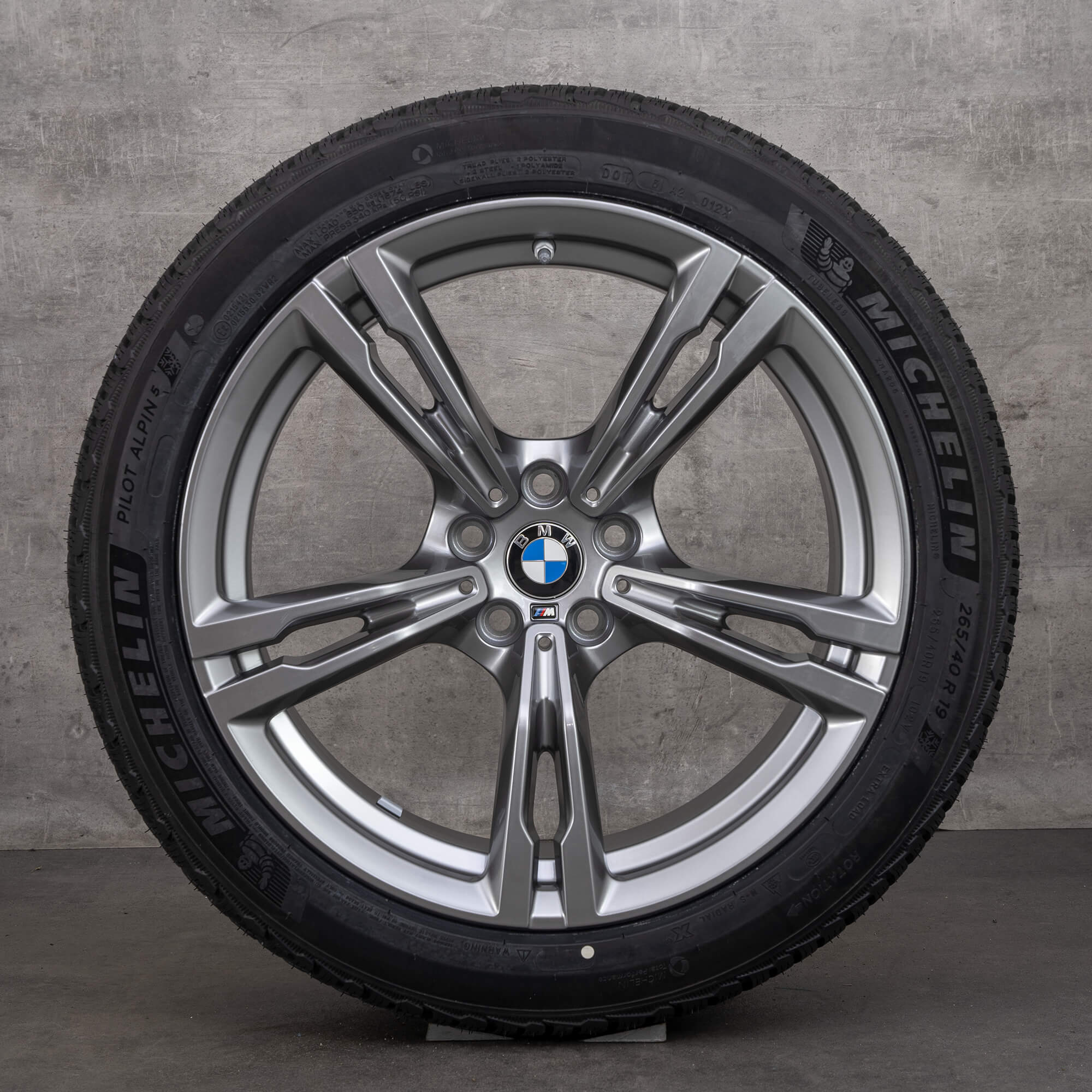 BMW 19 inch rims M5 F90 Styling M705 OEM winter wheels 7857075 7857076 7 mm