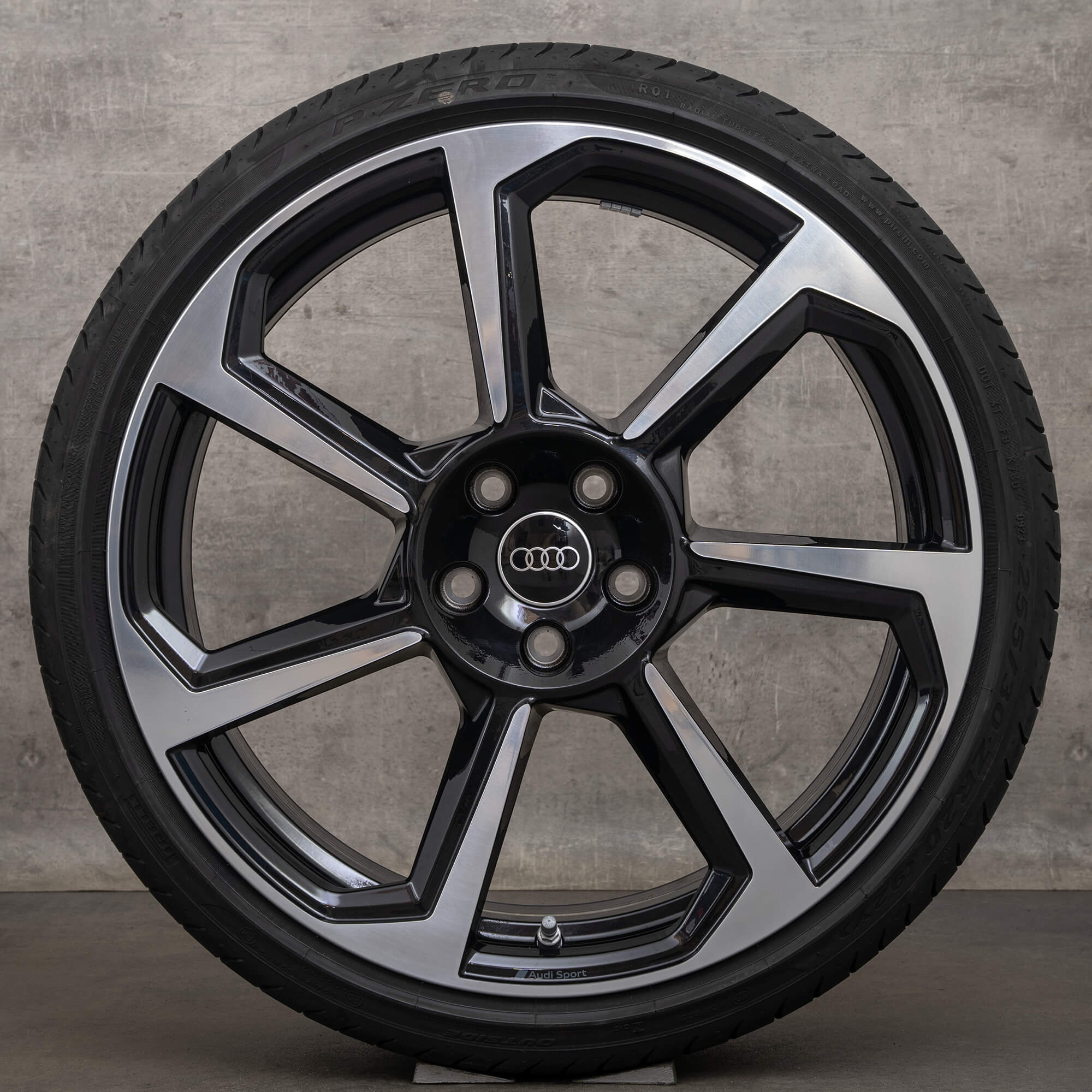 Audi 20 inch TTRS 8S rotor summer wheels rims tires 8S0601025AF aluminum