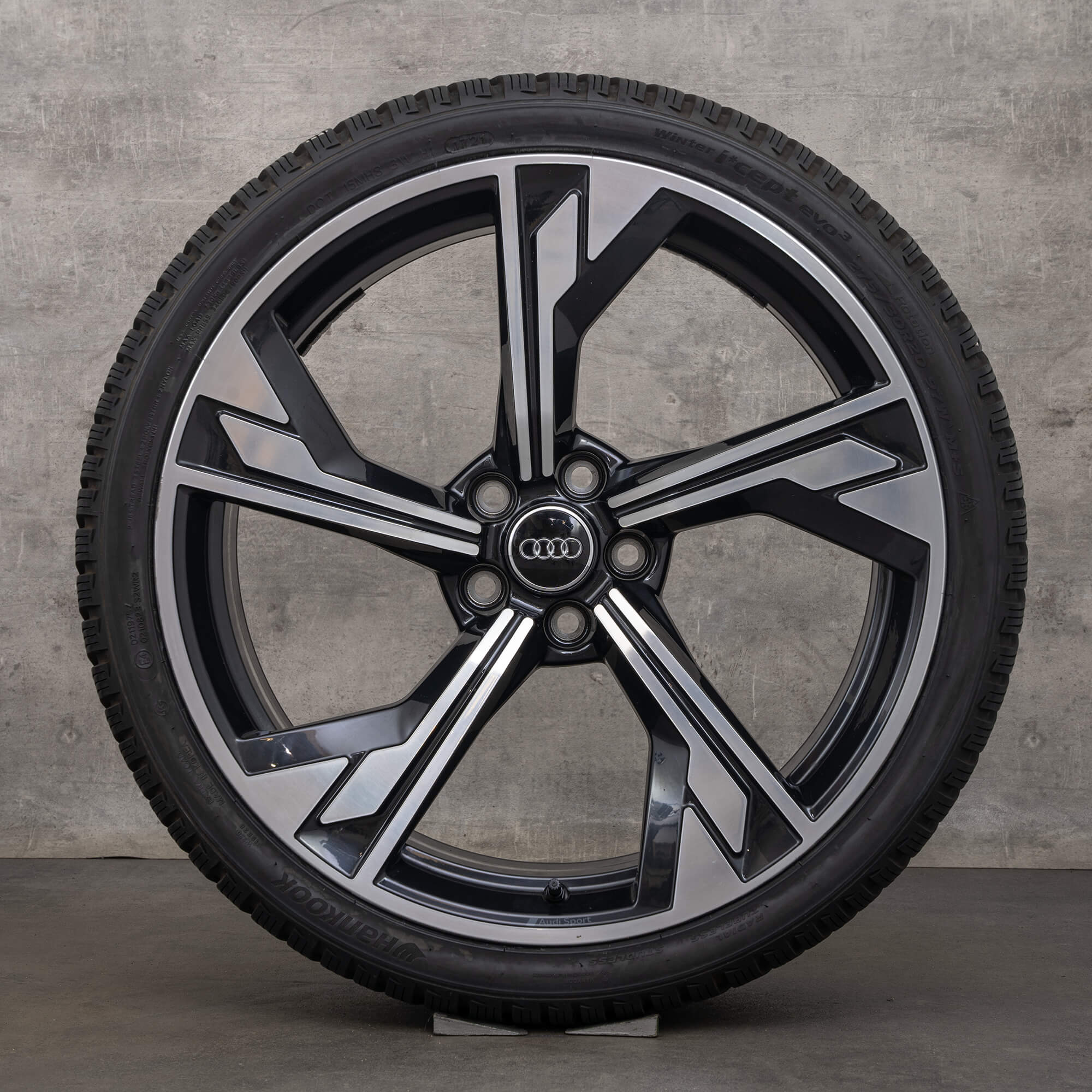 Audi RS4 RS5 8W B9 OEM winter wheels tires 20 inch rims 8W0601025DR