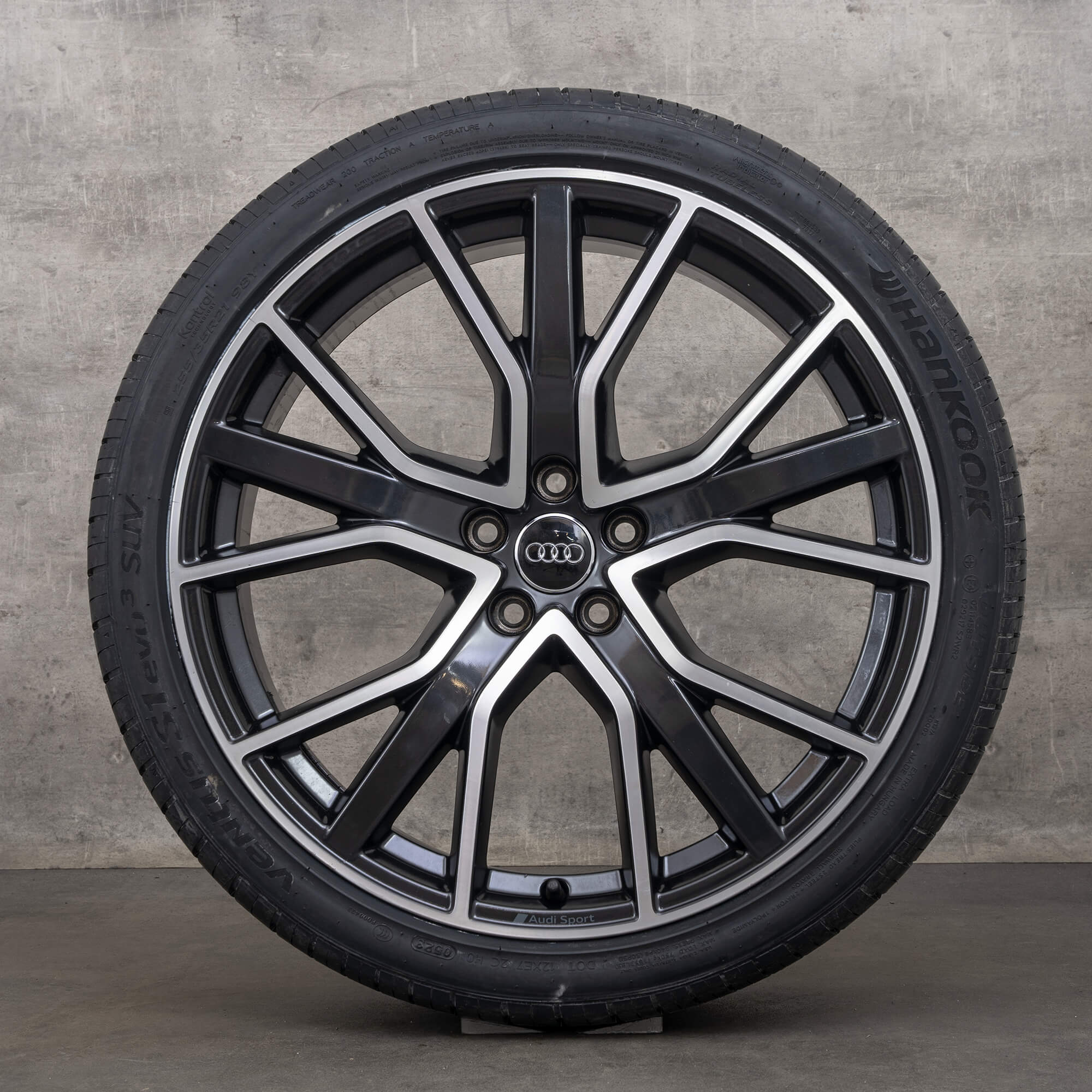 Audi A7 S7 4K C8 summer OEM wheels tires 21 inch rims 4K8601025Q