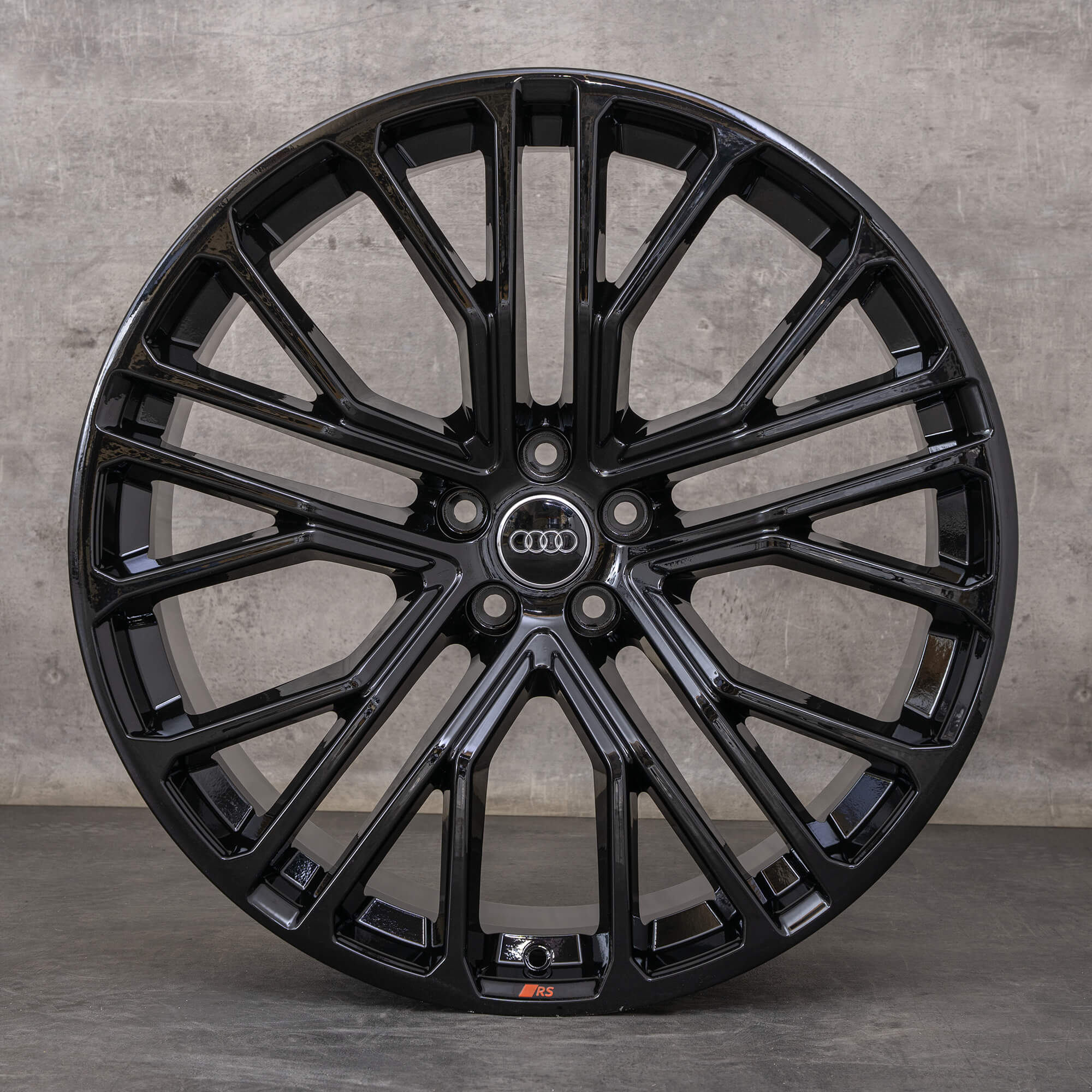 OEM Audi Q8 SQ8 snow tire packages 22 inch 4M8 rims 4M8601025BP black ...