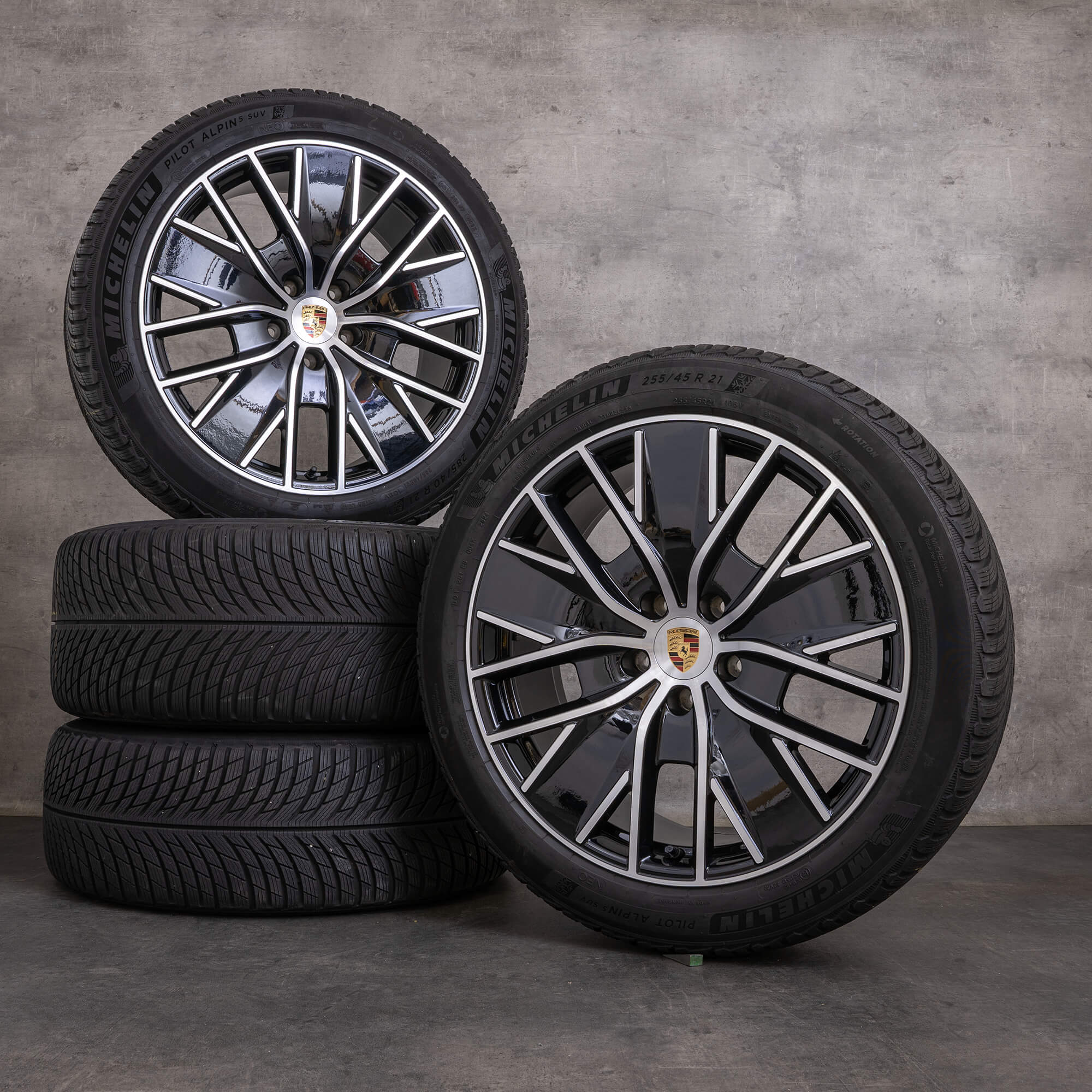 OEM Porsche Macan Electric snow tire packages 21 inch rims 95C601025BB ...