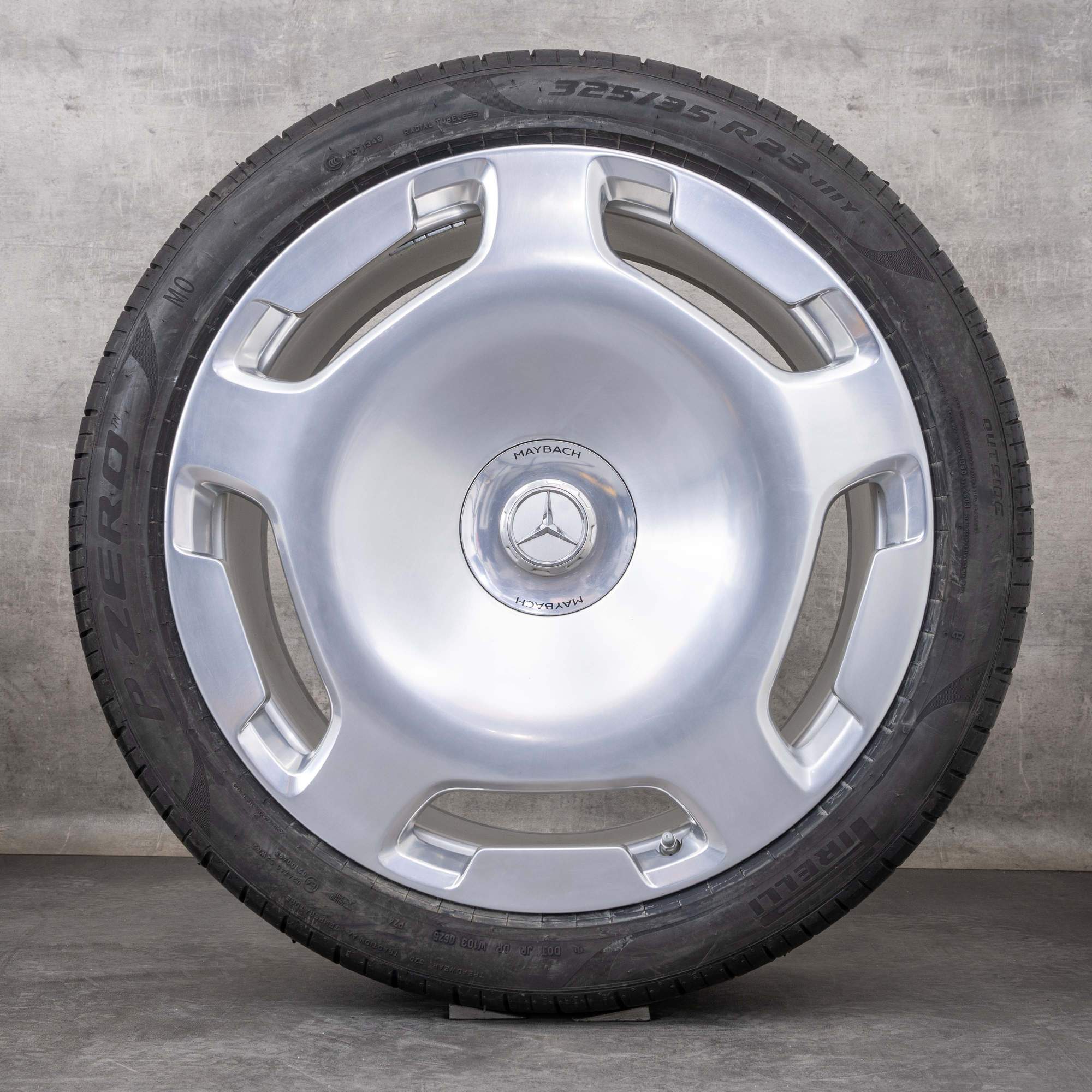 Oem Maybach GLS jantes 23 pouces 167 pneus été A1674013701 A1674013801 ...