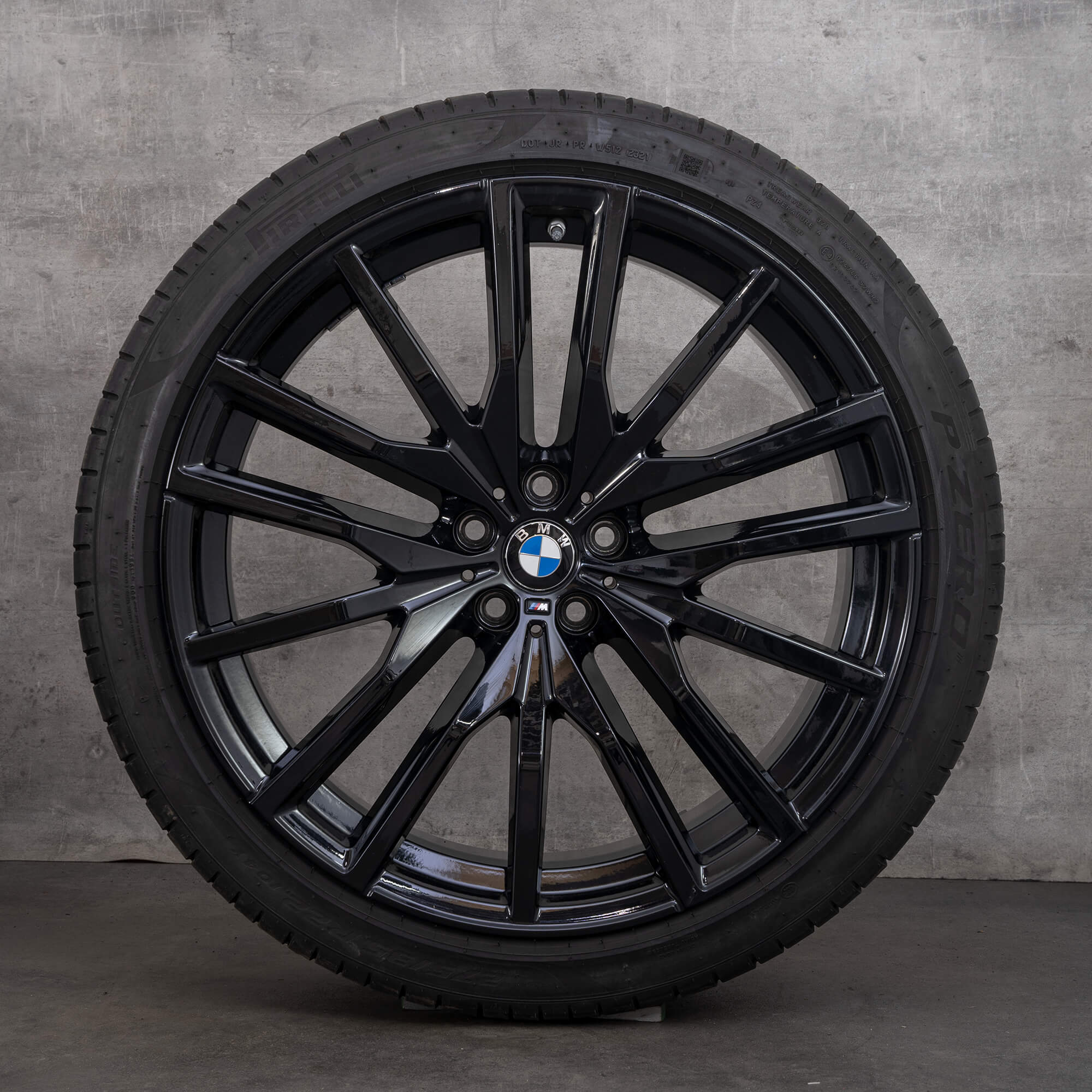 BMW X5 G05 X6 G06 styling 742 M summer wheels 22 inch rims tires