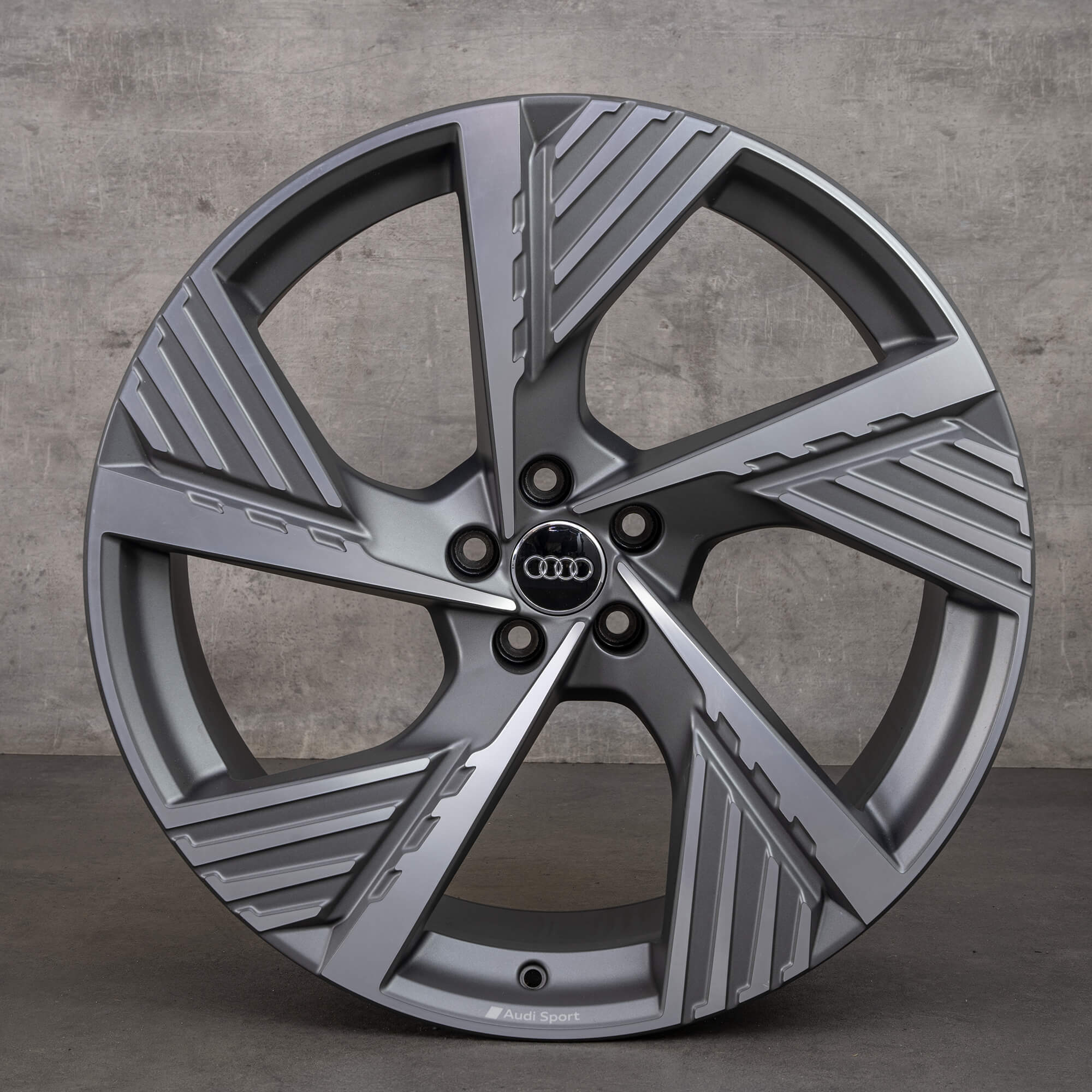 Audi Q8 e-tron GE 22 inch rims 4KE601025B alloy 9 x ET 36