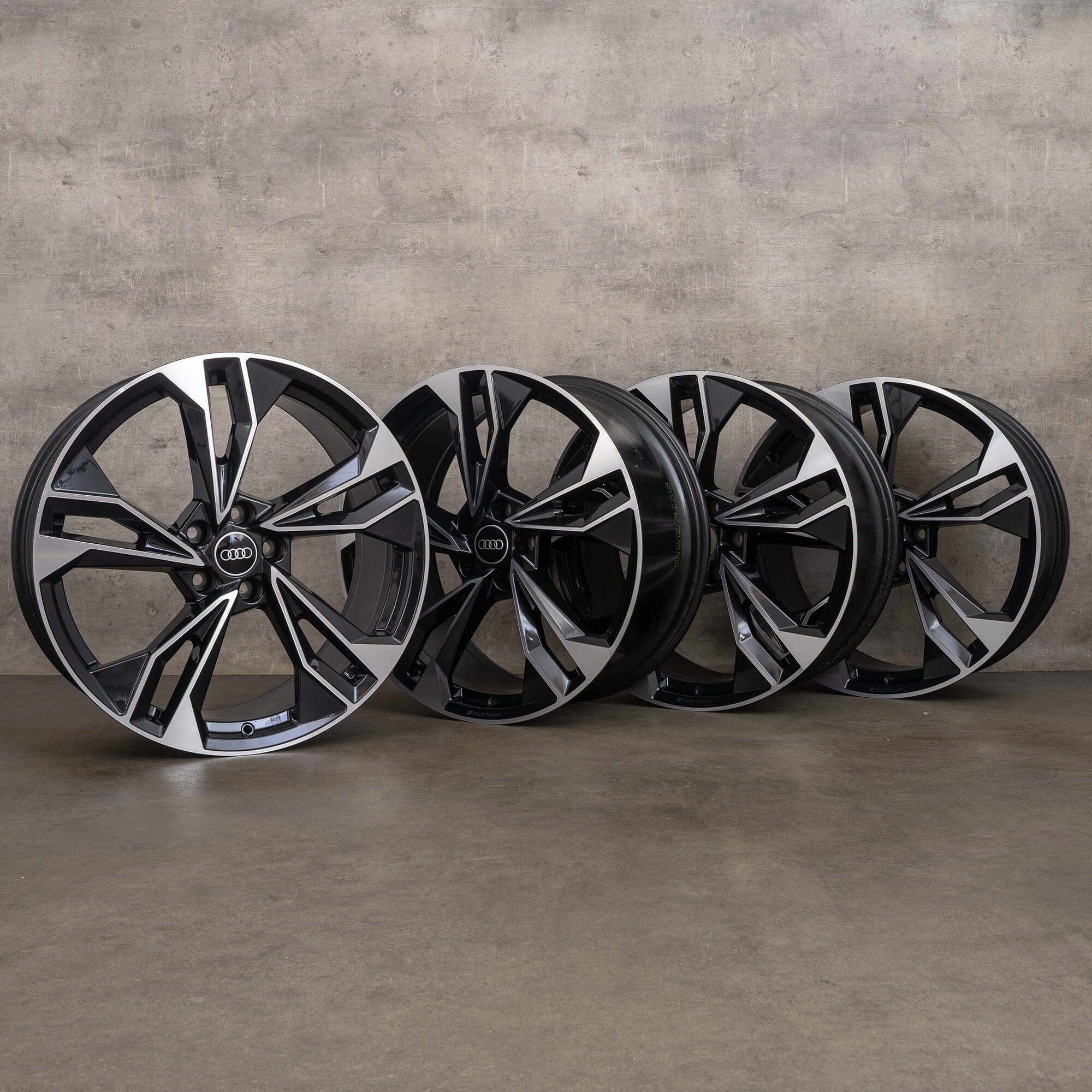 Original Audi A5 S5 F5 20 inch rims 8W0601025EQ black year: 2016-20** ET34