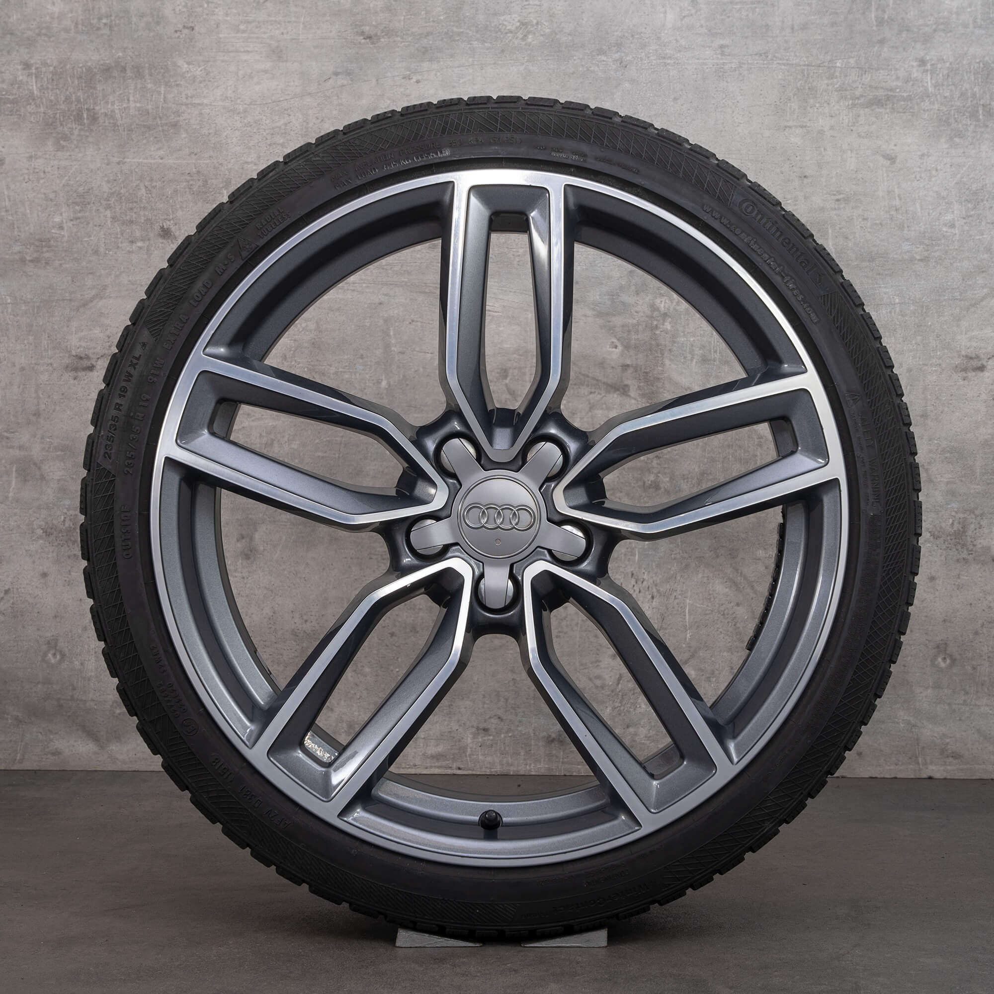 Audi A3 S3 8V S line winter wheels 19 inch tires rims 8V0601025AB